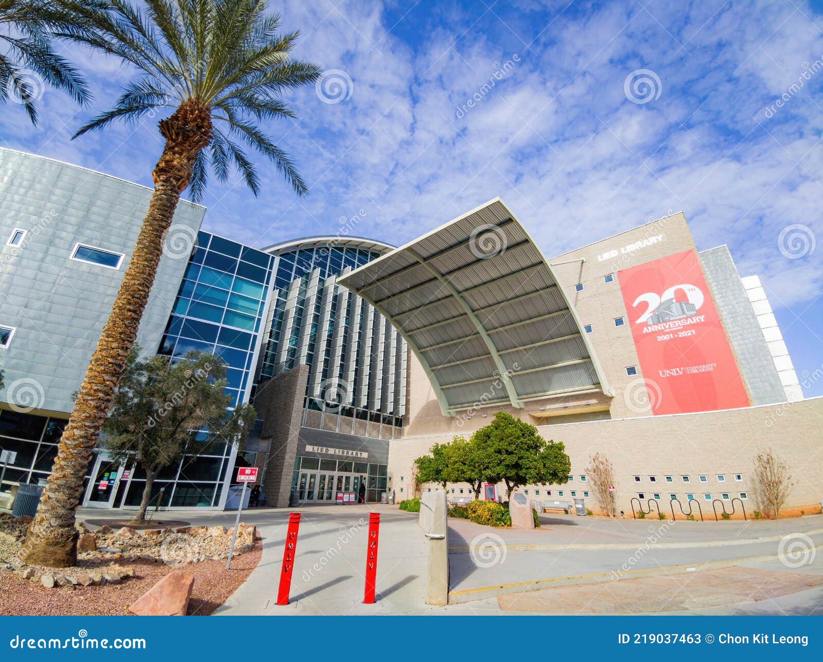 Exteior View of the UNLV Lied Library Editorial Stock Photo - Image of ...