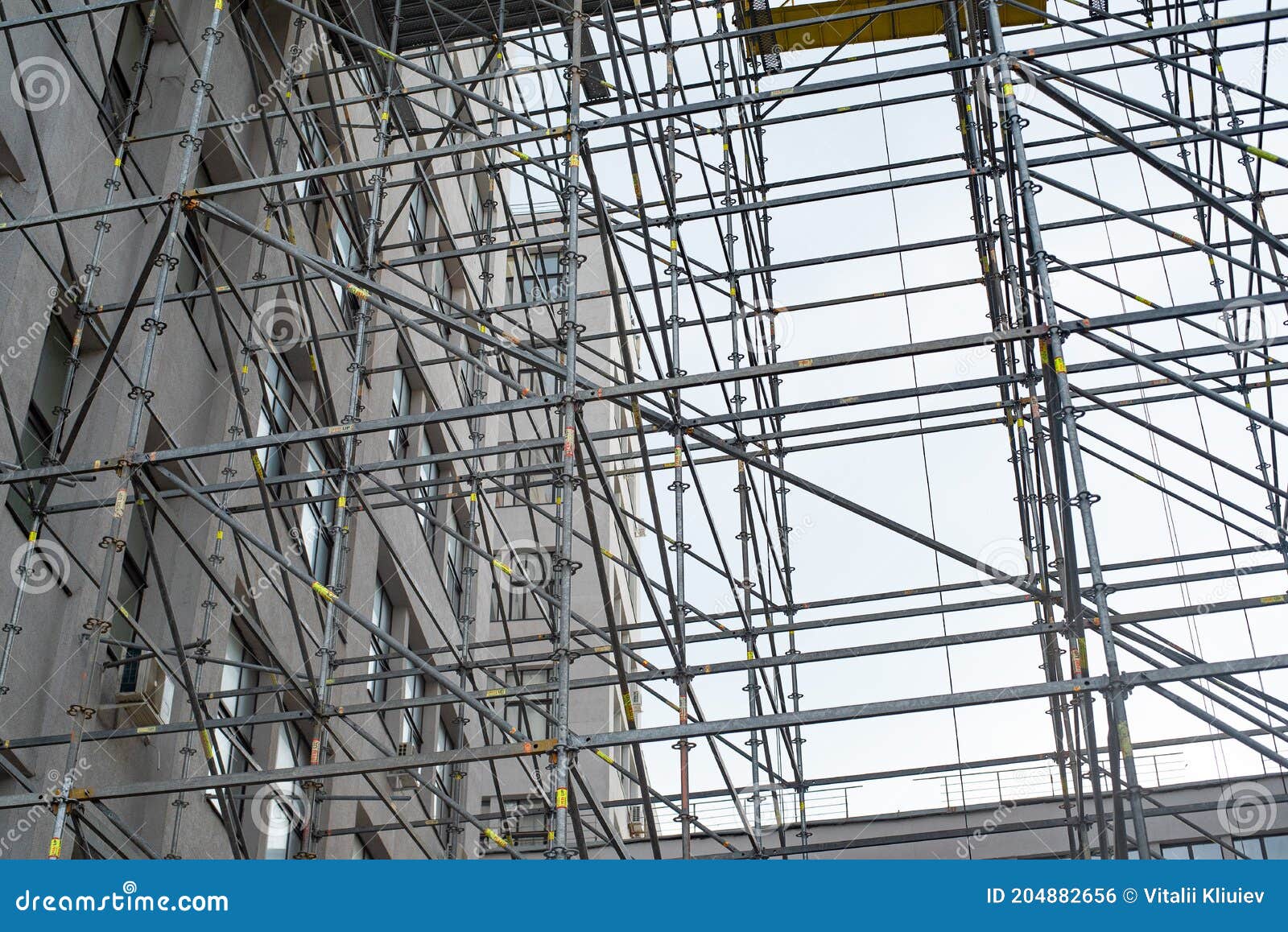 Extensive Scaffolding Providing Platforms for Work in Progress on a ...