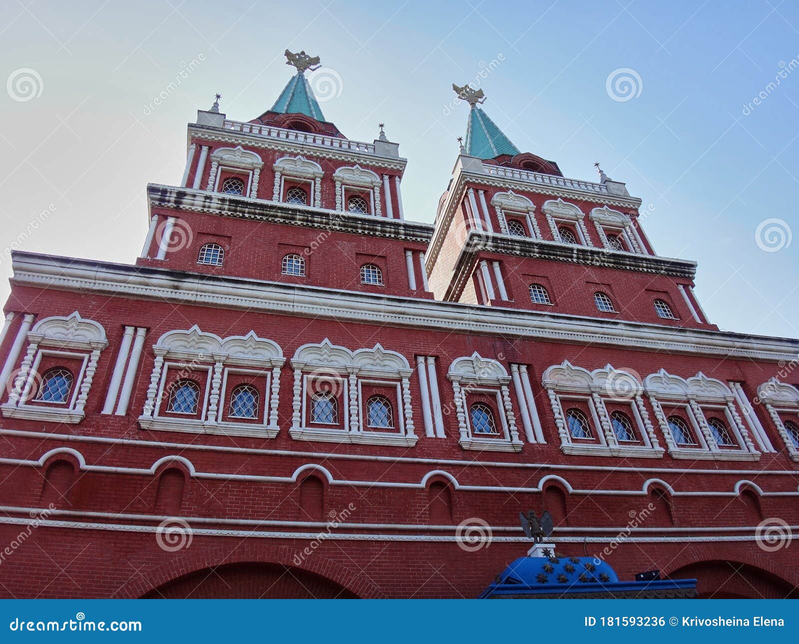 Pompous Building Facade Of The Palace Grand Dukes Of Lithuania Features ...