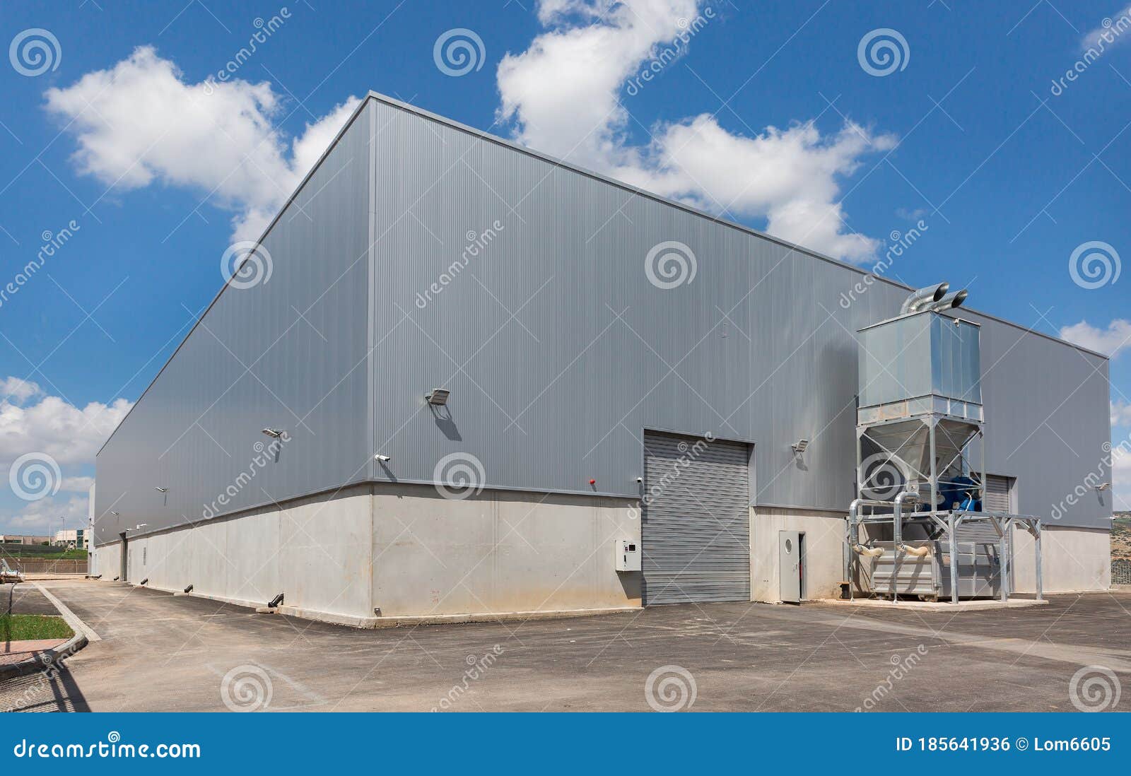 The Exterior of the Factory Stock Photo - Image of industry, exterior ...