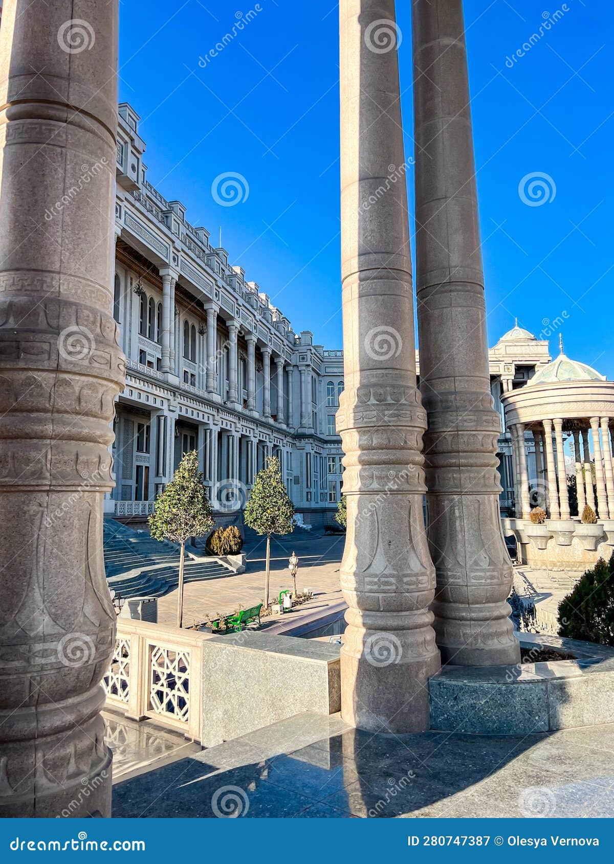 Dushanbe Tajikistan July 2 2022 The Bronze Statue Of Cyrus The