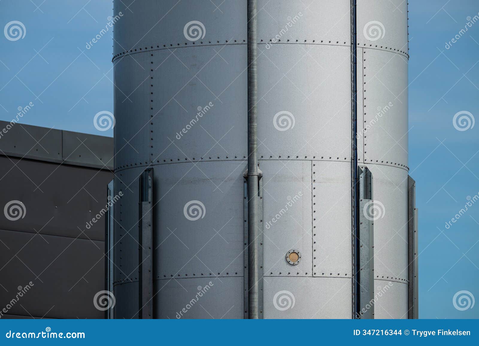 Large Steel Building Agricultural Facility With Grain Bin And Elevator ...