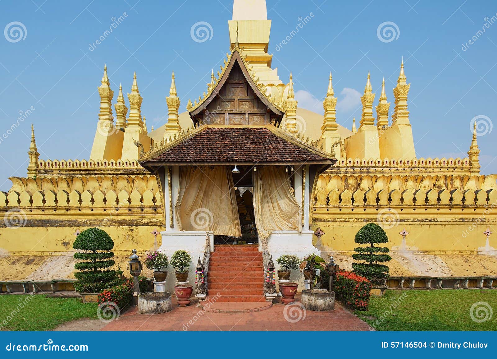 Exterior of the Pha that Luang Stupa in Vientiane, Laos. Stock Photo ...
