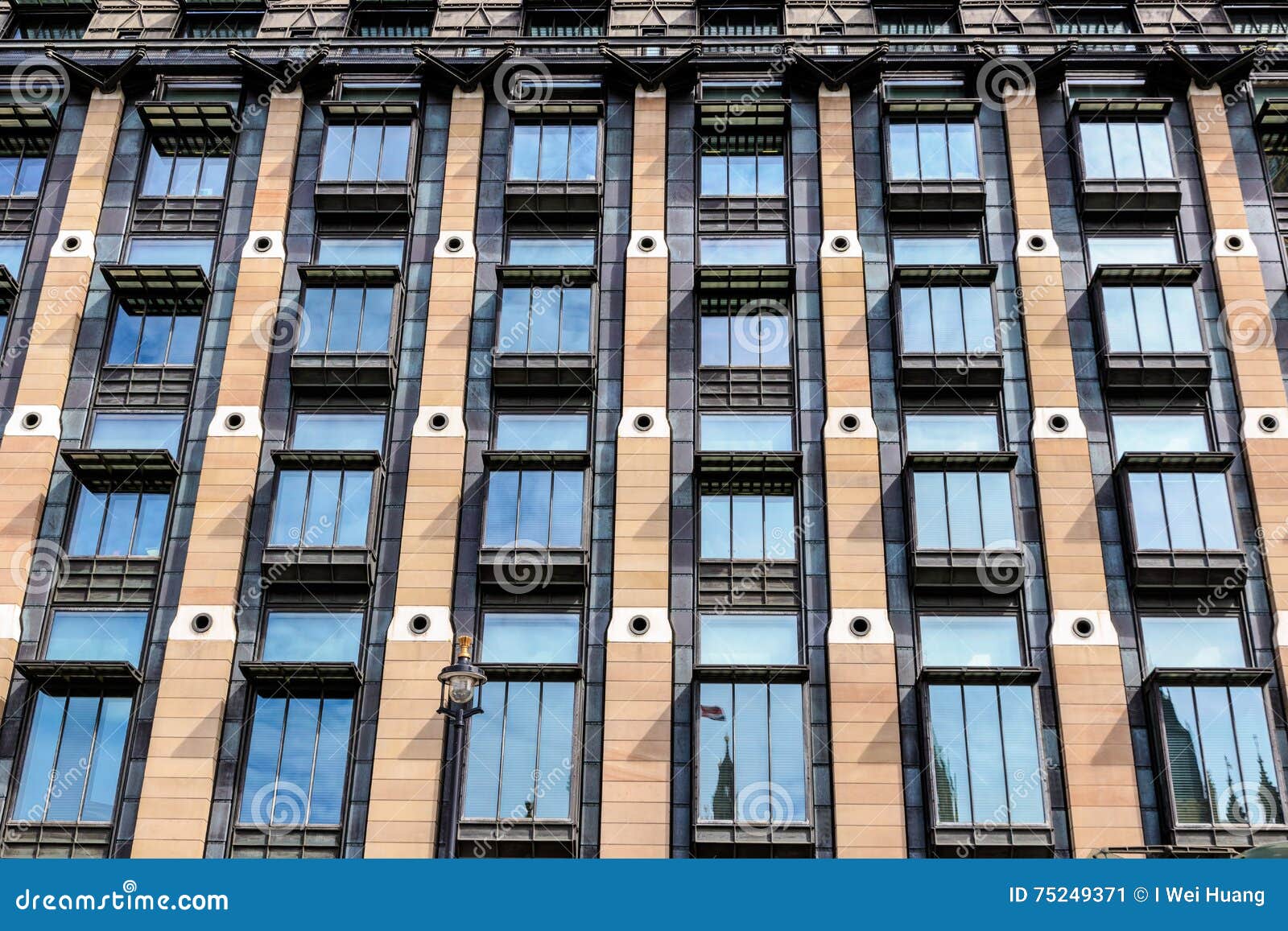 The Exterior of Portcullis House Stock Image - Image of modern, kingdom ...