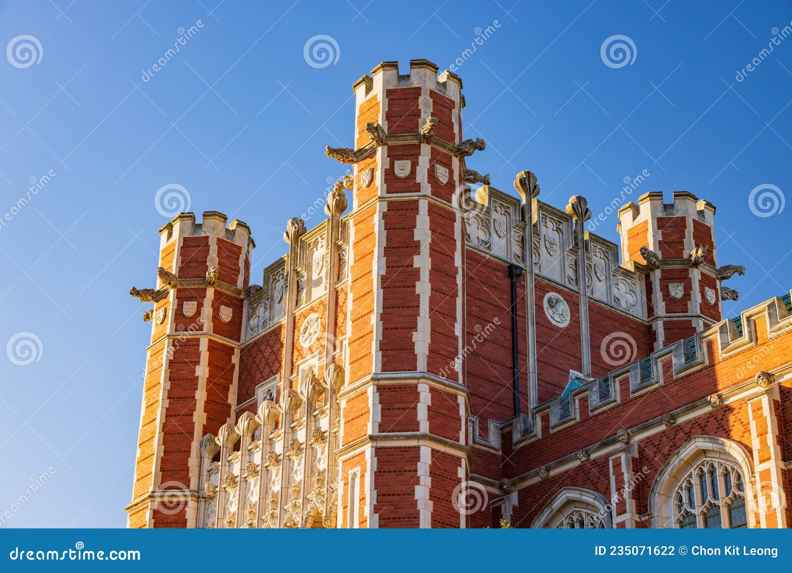 Exterior View of the Bizzell Memorial Library Editorial Photography ...