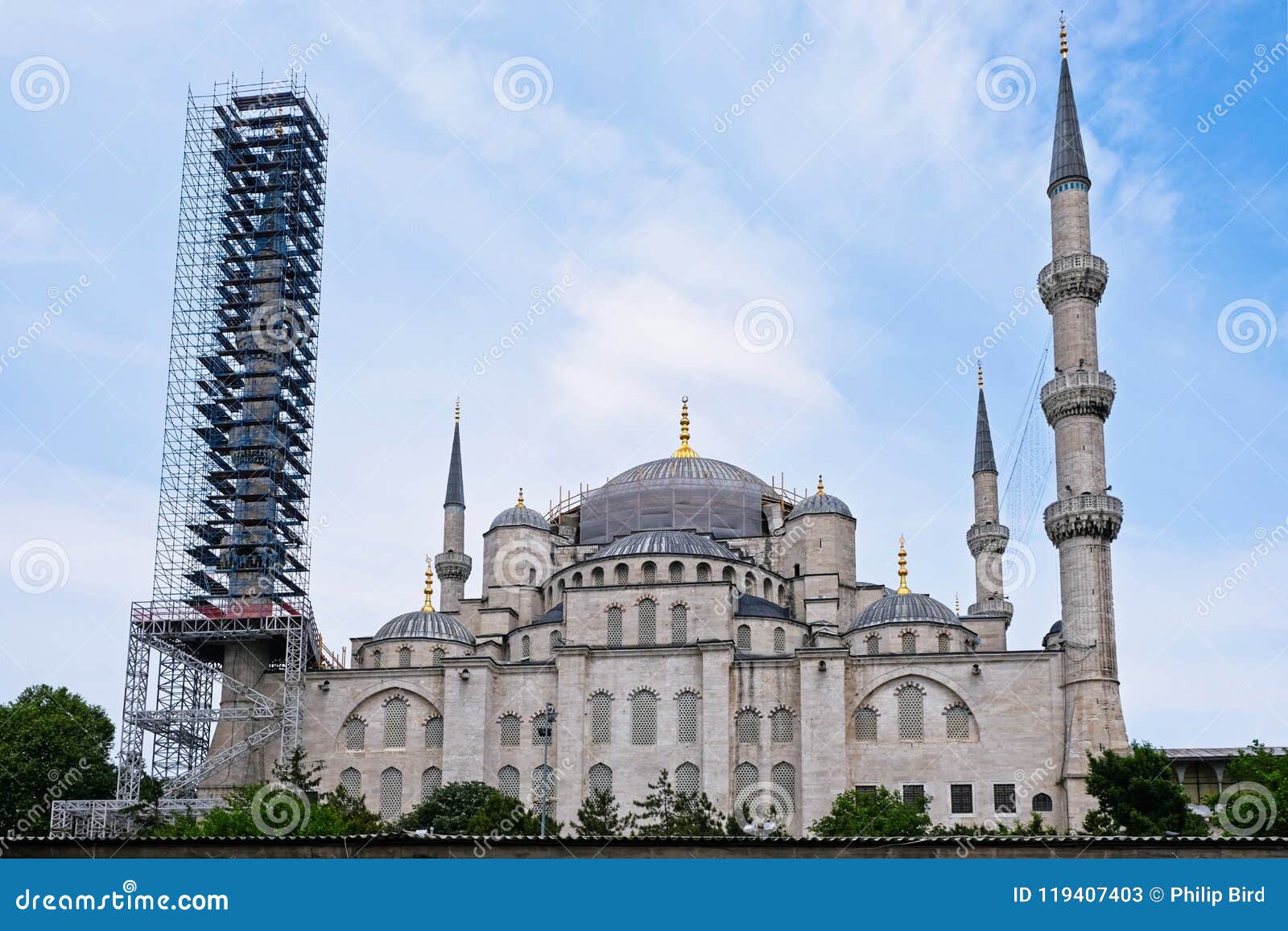 Exterior View of the Blue Mosque in Istanbul Editorial Stock Photo ...