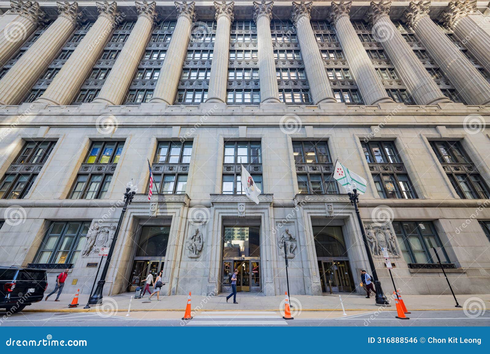 Exterior View of the City of Chicago - City Hall Editorial Photo ...