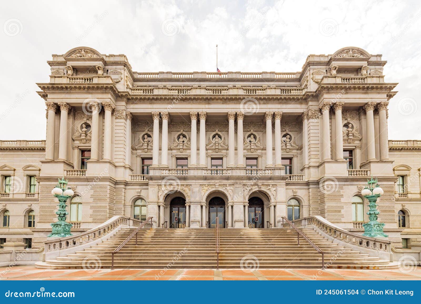 Exterior View of the Library of Congress Stock Photo - Image of cloudy ...