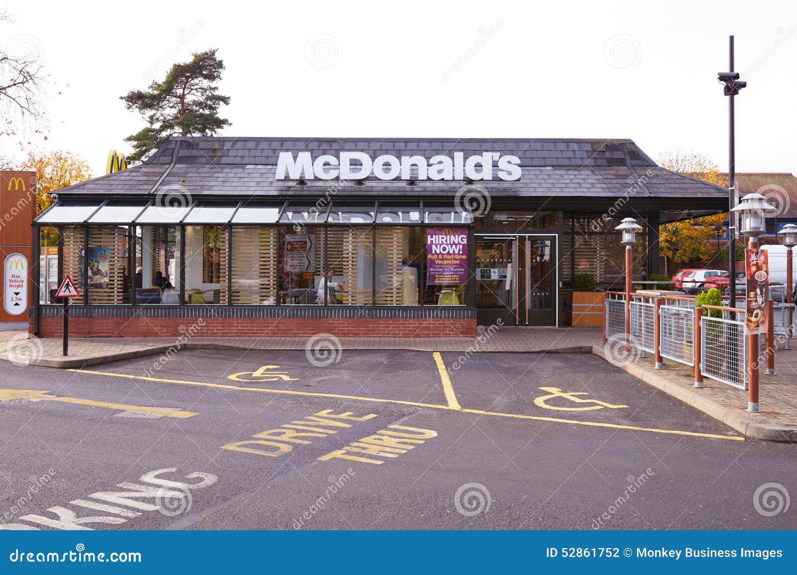Exterior View of McDonald S Restaurant Editorial Photography - Image of ...