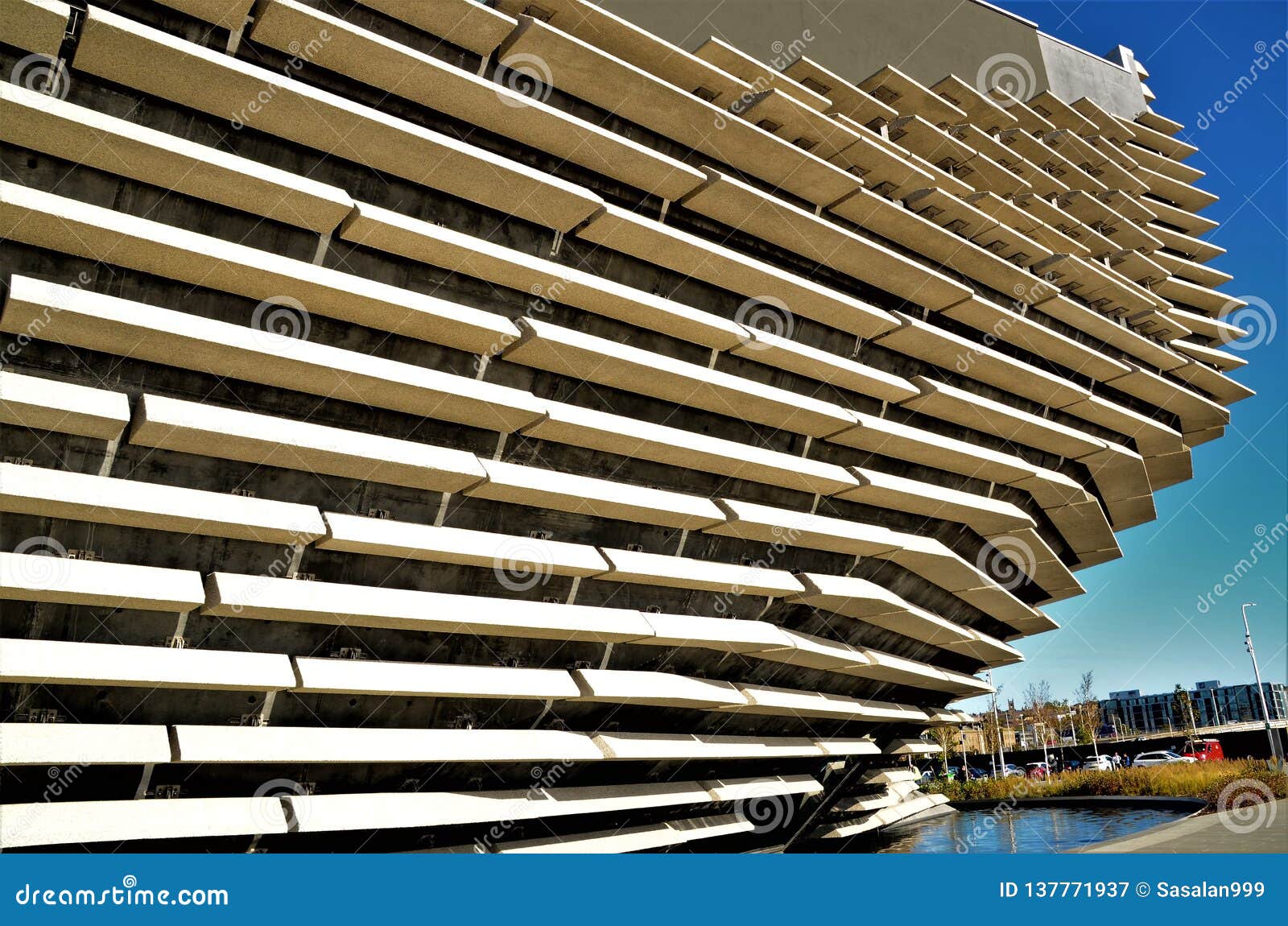 Landmarks of Scotland - Riverside Architecture in Dundee Editorial ...