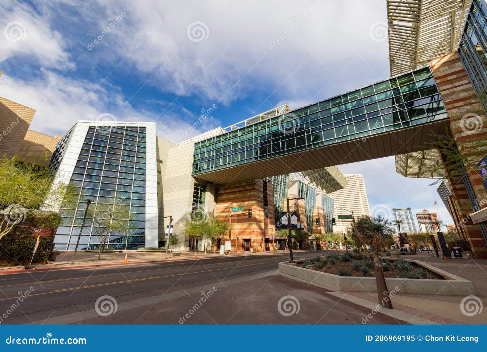 Exterior View of the Phoenix Convention Center Editorial Image - Image ...