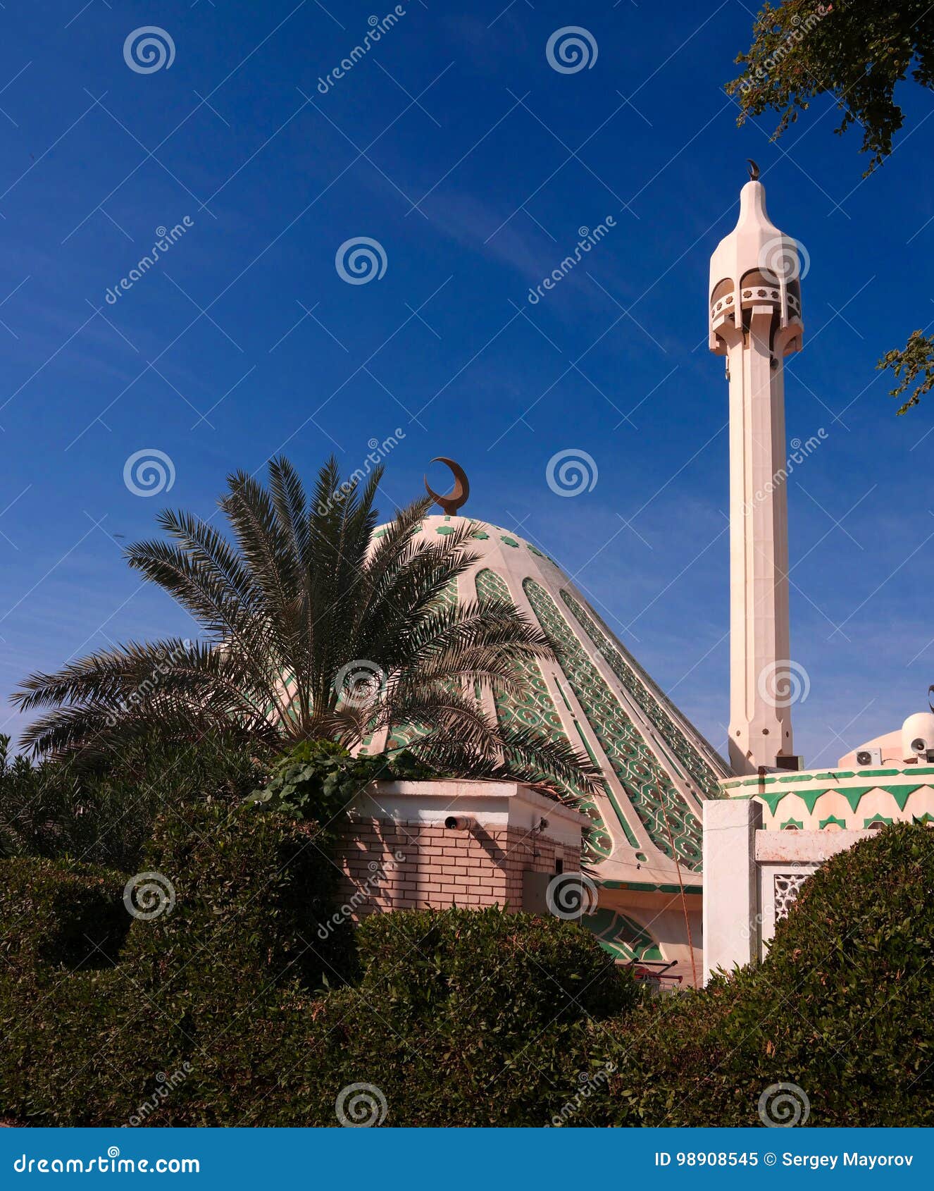 Exterior View To Fatima Mosque, Kuwait Stock Image - Image of famous ...