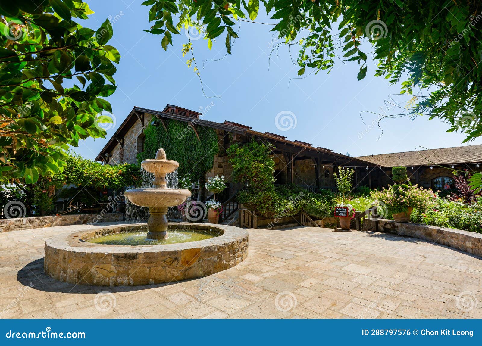 Exterior View of the V. Sattui Winery Editorial Photo - Image of ...