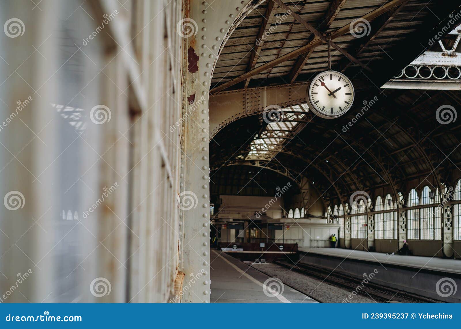 Exterior of the Vitebsky Railway Station. Vintage Clock at the Main ...