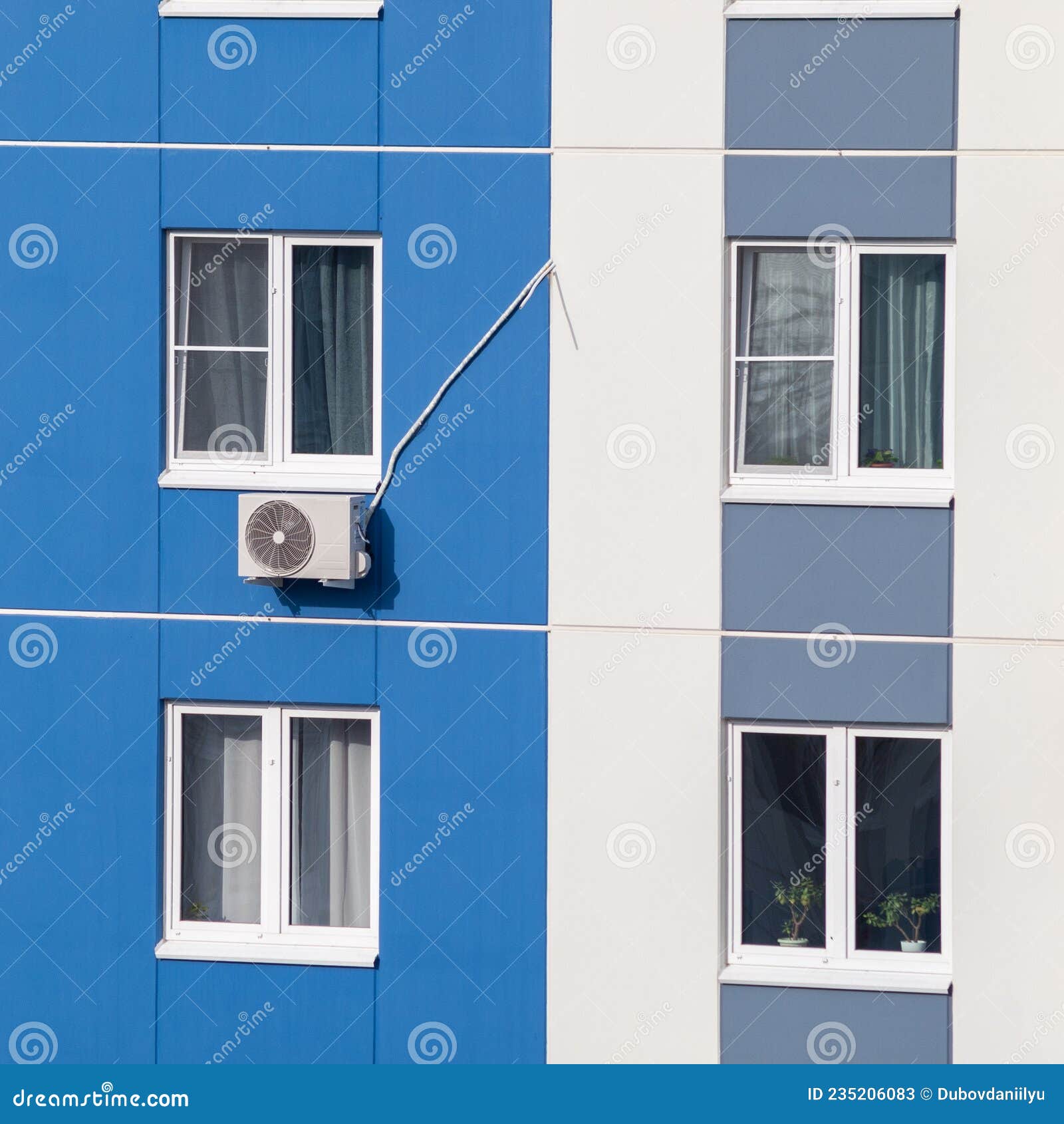 External Air Conditioning Unit, Split Air Conditioning Systems in the ...