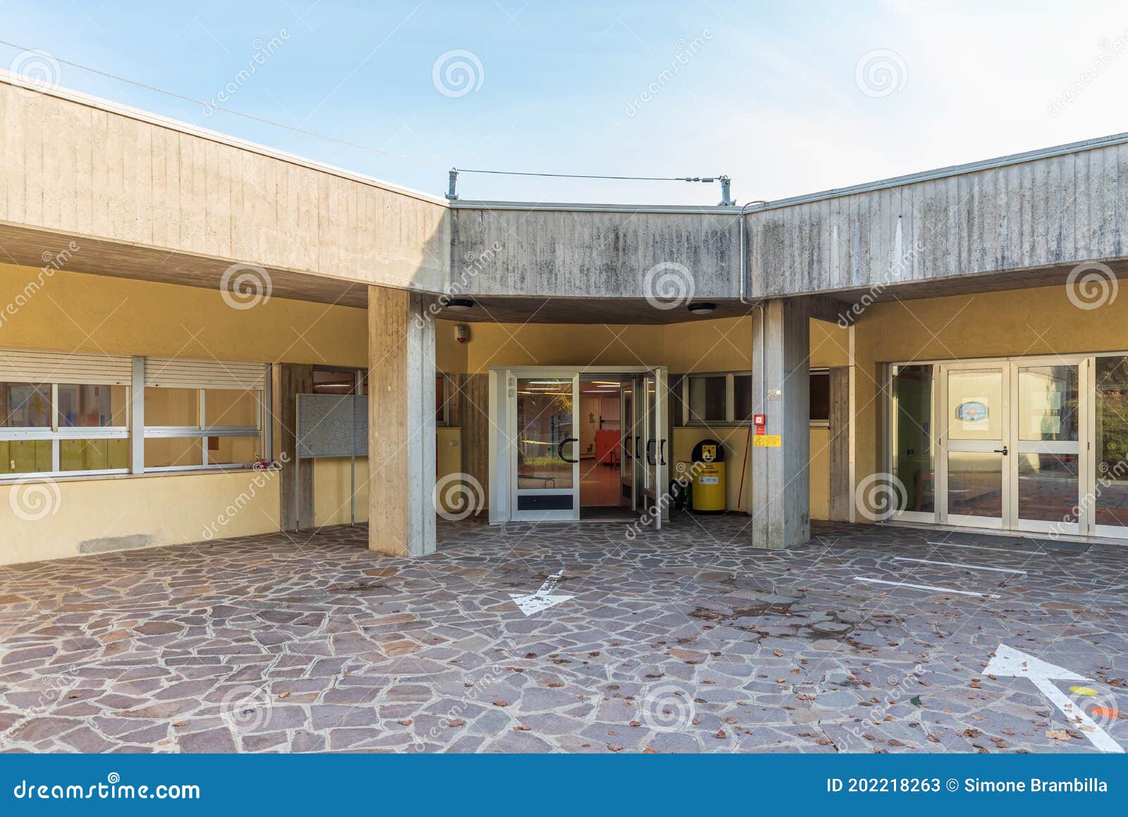 External view of school editorial stock photo. Image of building ...