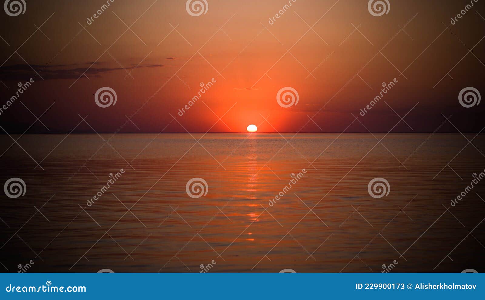 An Extraordinary Sunset on Lake Tuzkan 2021 Stock Image - Image of ...