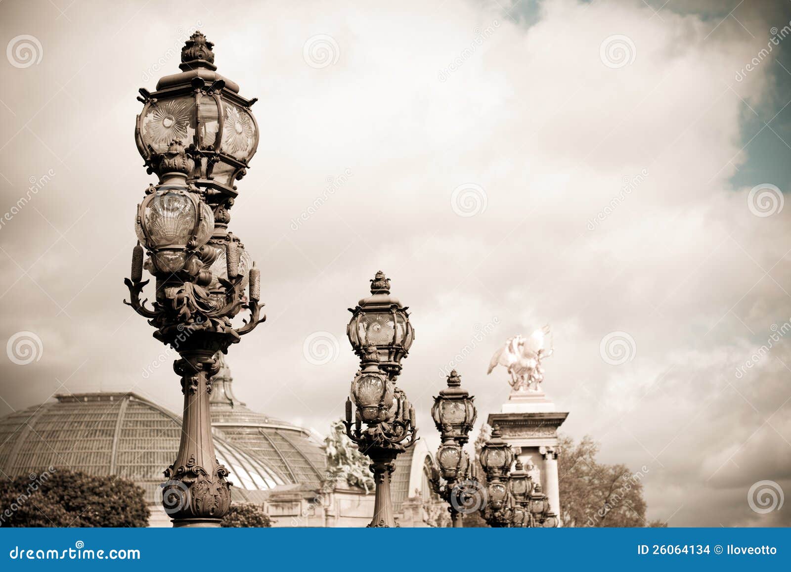 Extravagant Bridge in Paris Stock Photo - Image of architectural ...