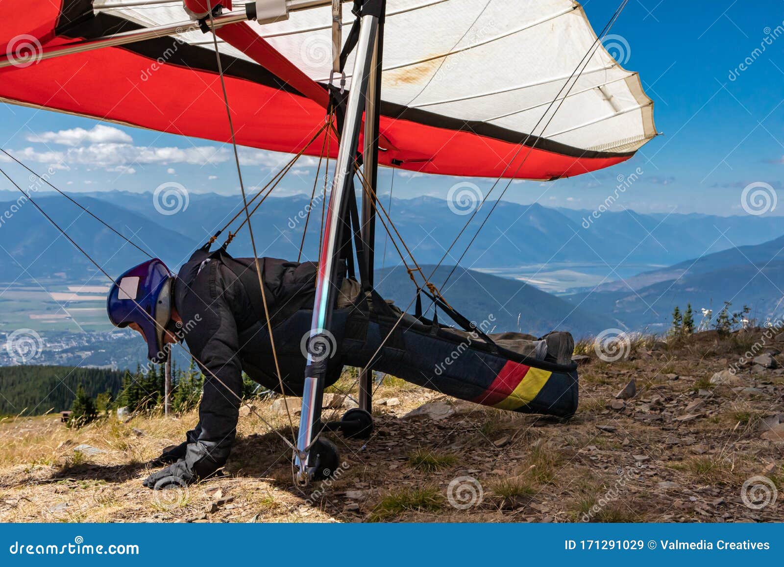 Extremal Man with Hang-glider Preparing To Fly Stock Image - Image of ...
