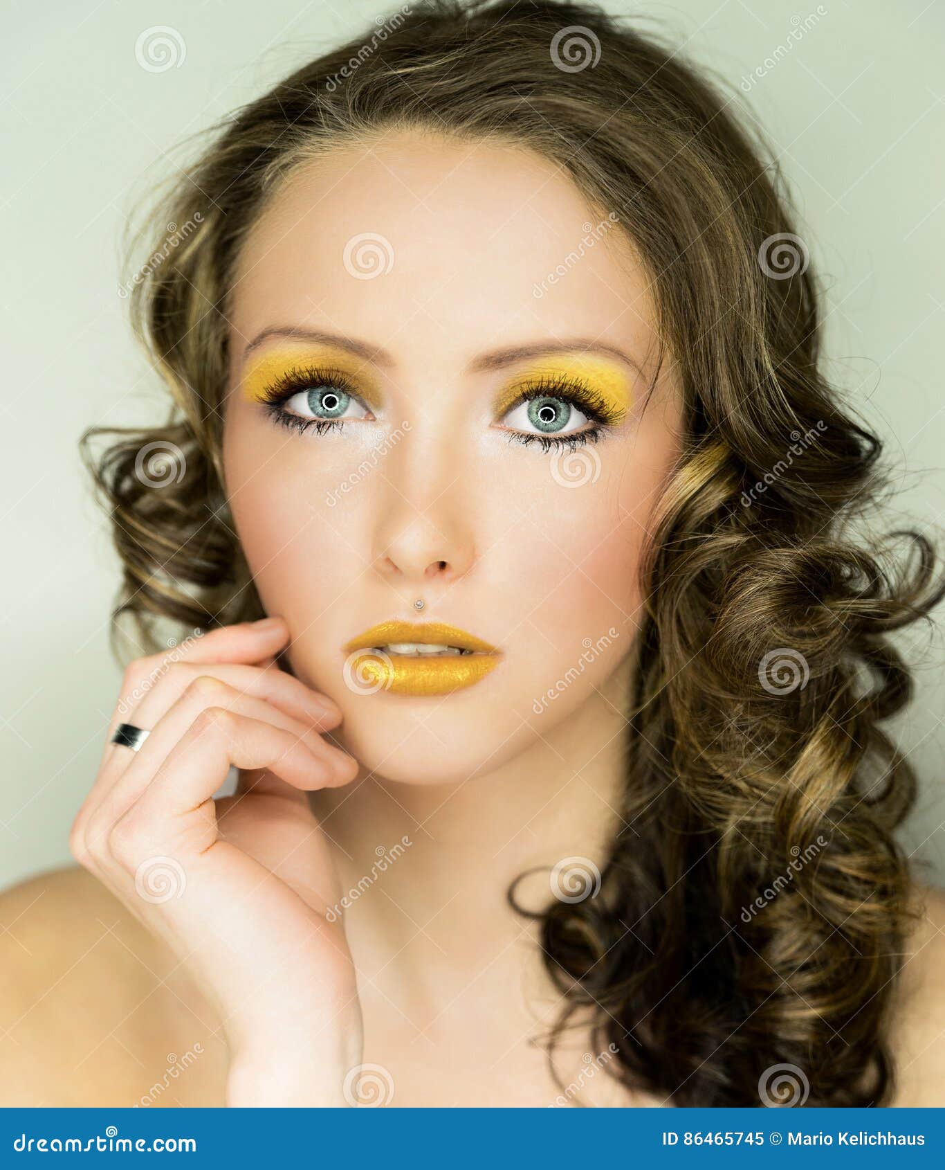 Extreme Makeup stock image. Image of color, facial, brunette - 86465745