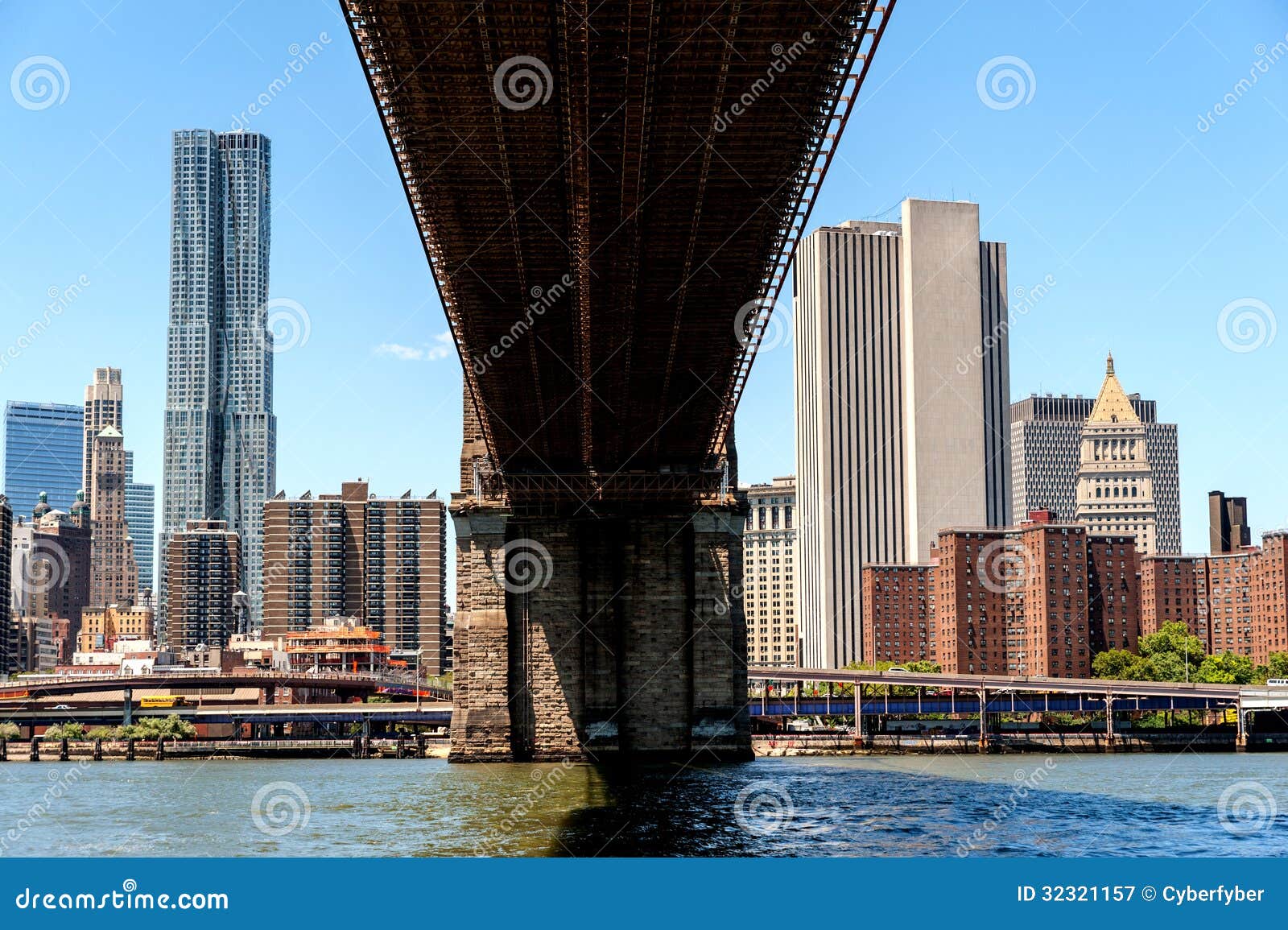 Extreme Perspective of the Brooklyn Bridge and the East River. Stock ...