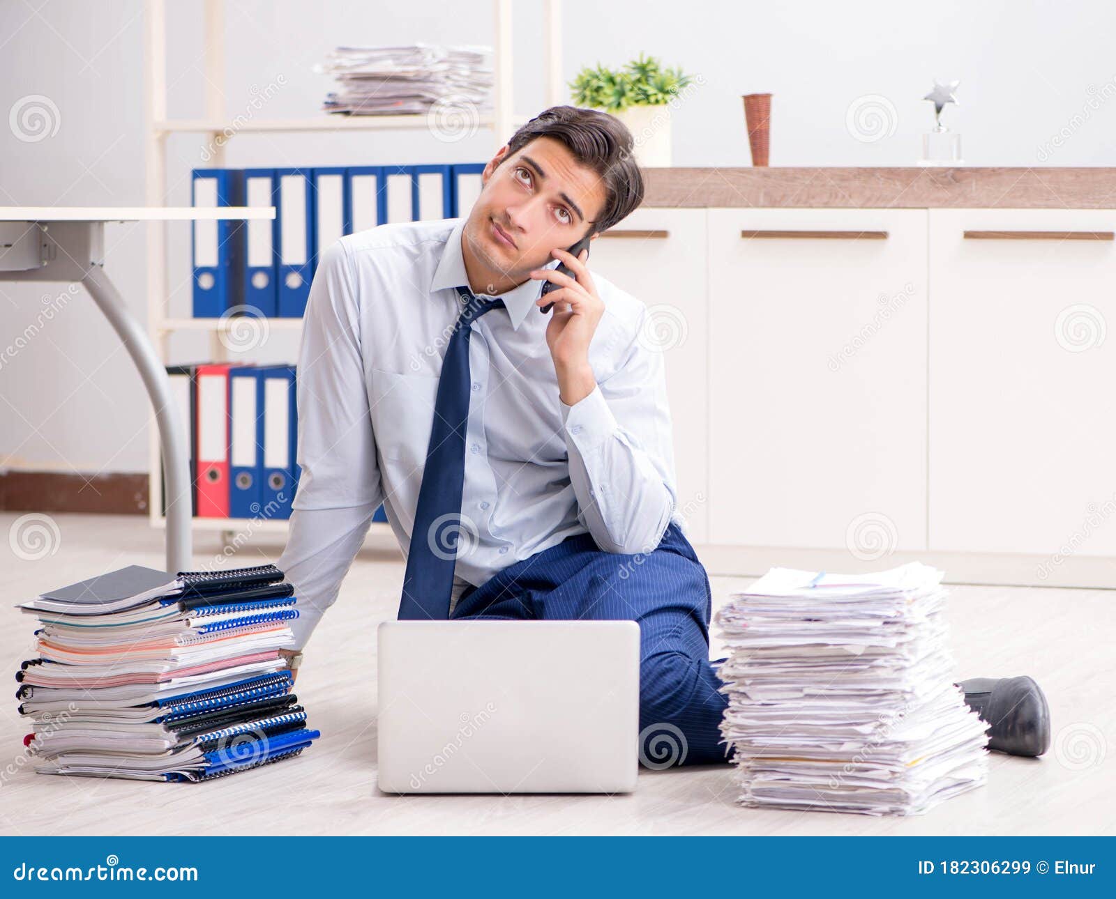 Extremely Busy Employee Working in the Office Stock Image - Image of ...