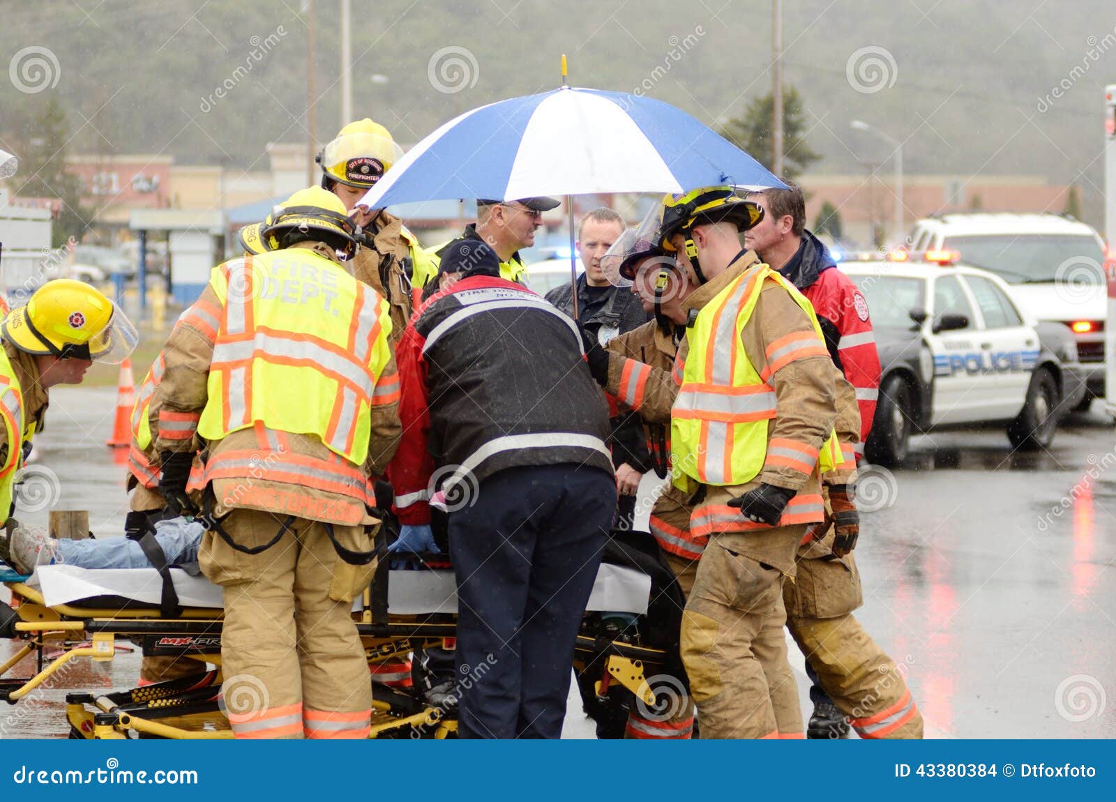 Extrication imagen de archivo editorial. Imagen de equipo - 43380384