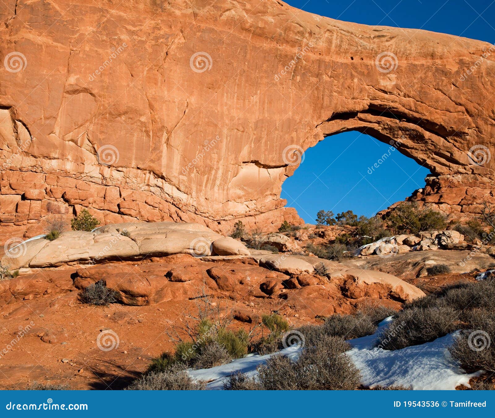 Eye Shaped Sandstone Arch stock photo. Image of landscape - 19543536