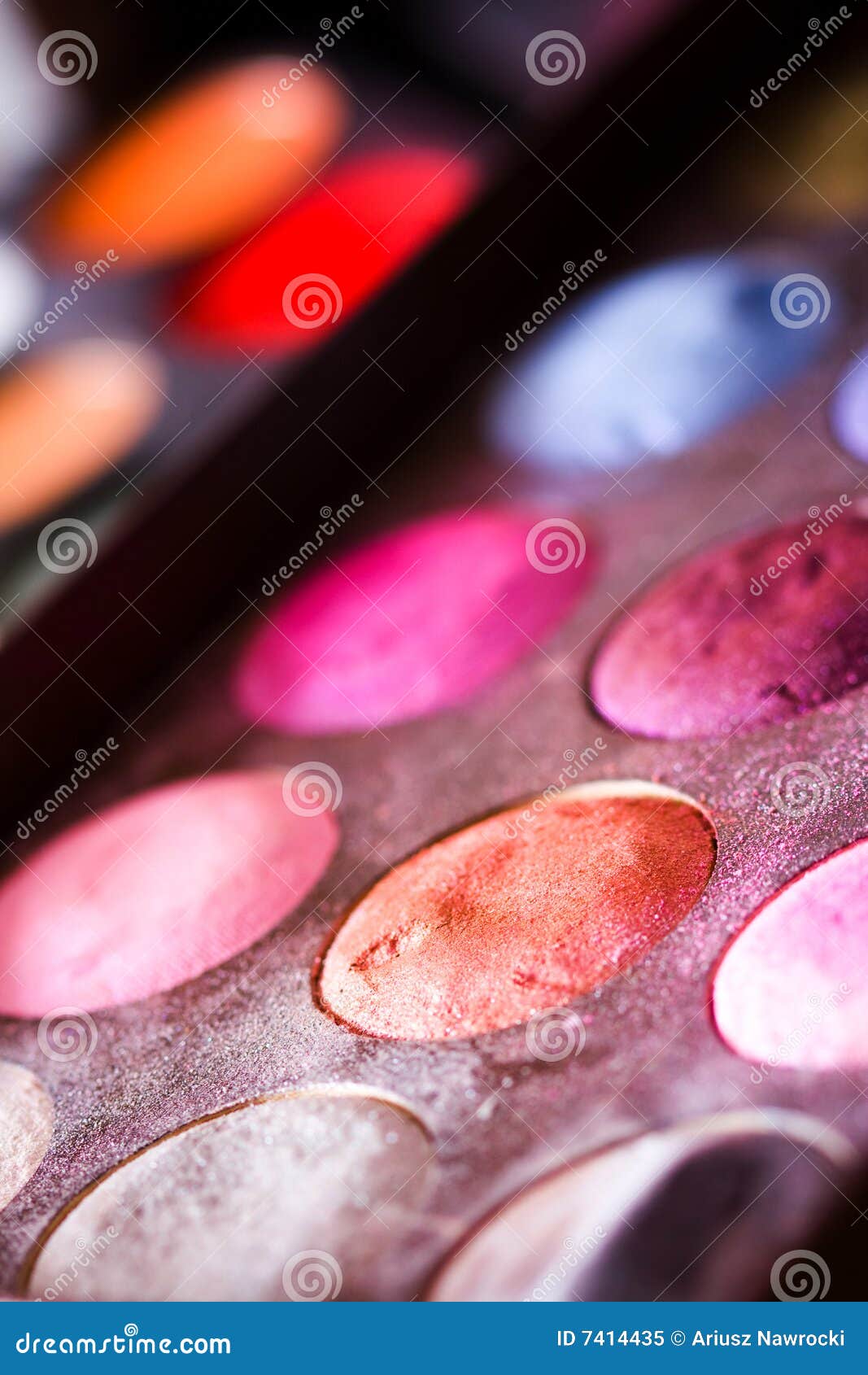 Eyeshadow stock image. Image of pink, cosmetology, paint - 7414435
