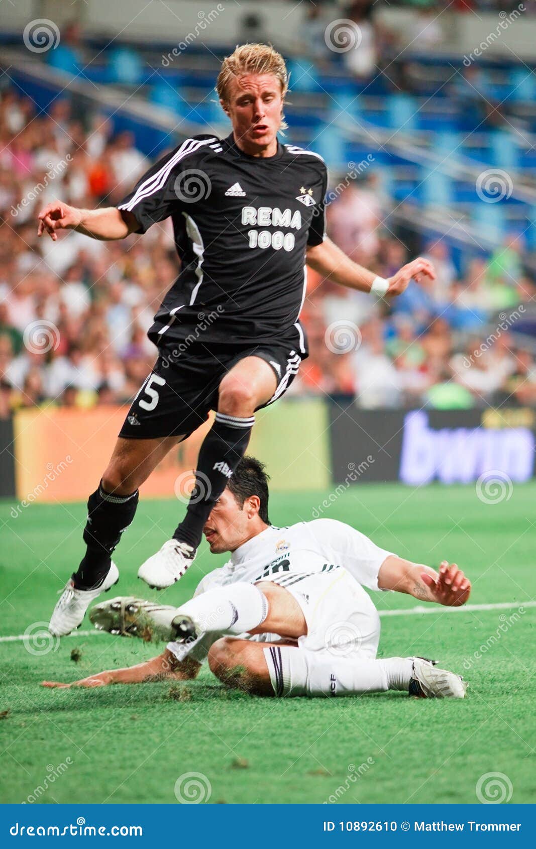 Ezequiel Garay editorial image. Image of madrid, bernabeu - 10892610