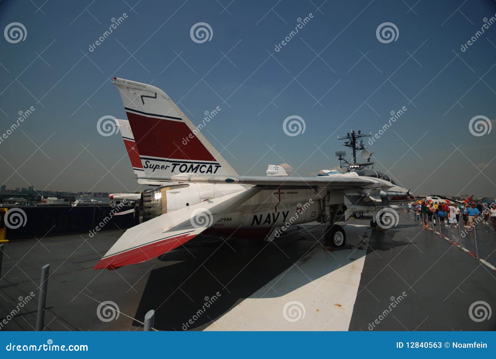 F-14 Tomcat Fighter Jet On Aircraft Carrier Deck Editorial Image ...