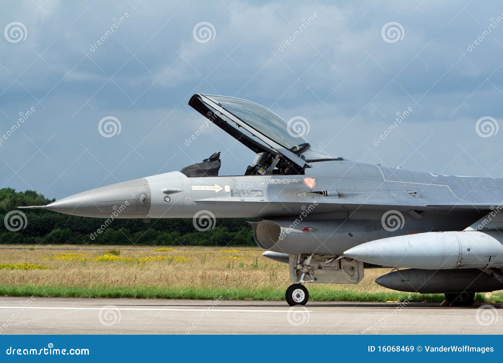 F-16 cockpit stock image. Image of demonstration, jetplane - 16068469