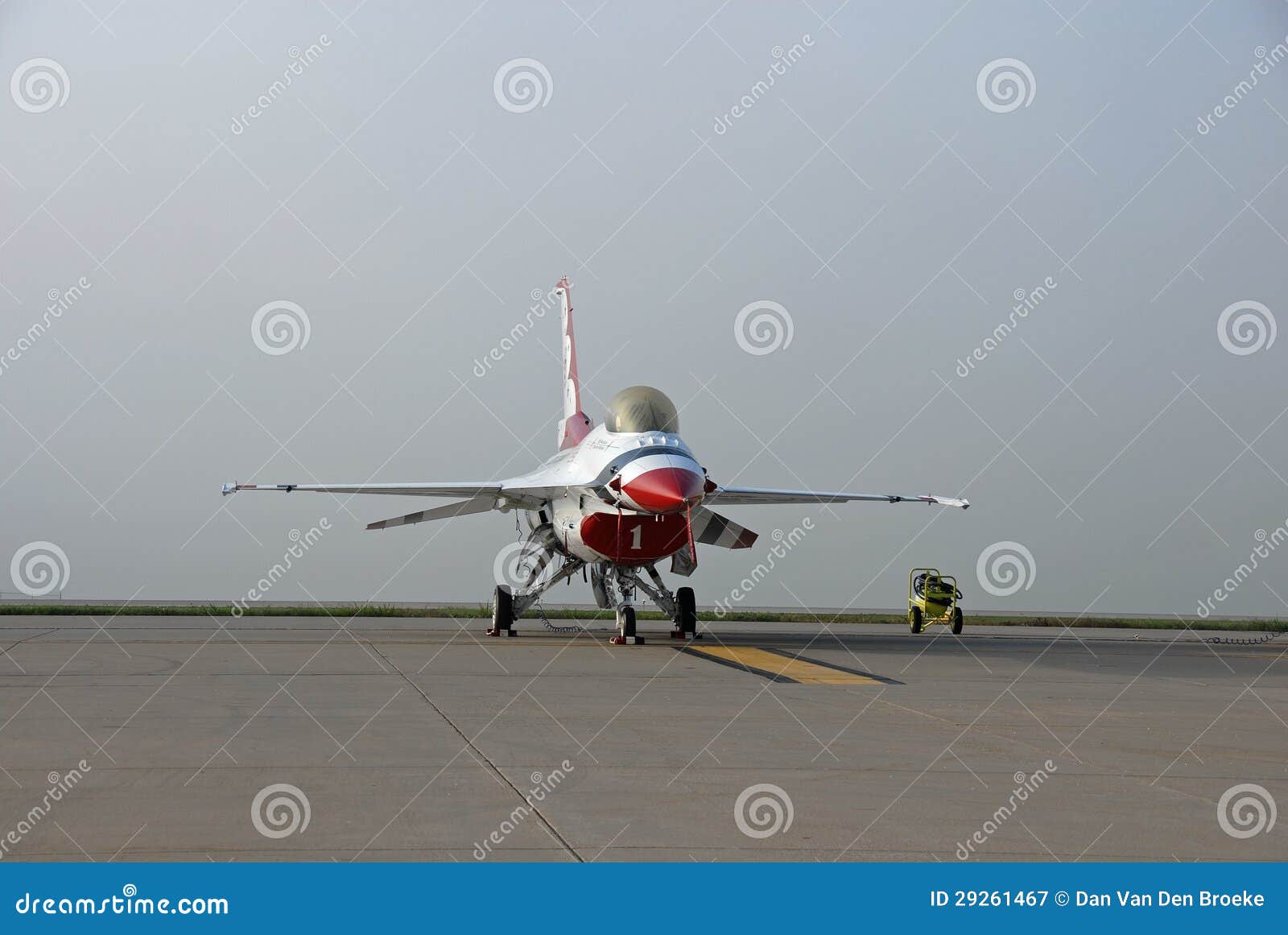 F-16 Thunderbird on Runway with Fog Background Editorial Photography ...