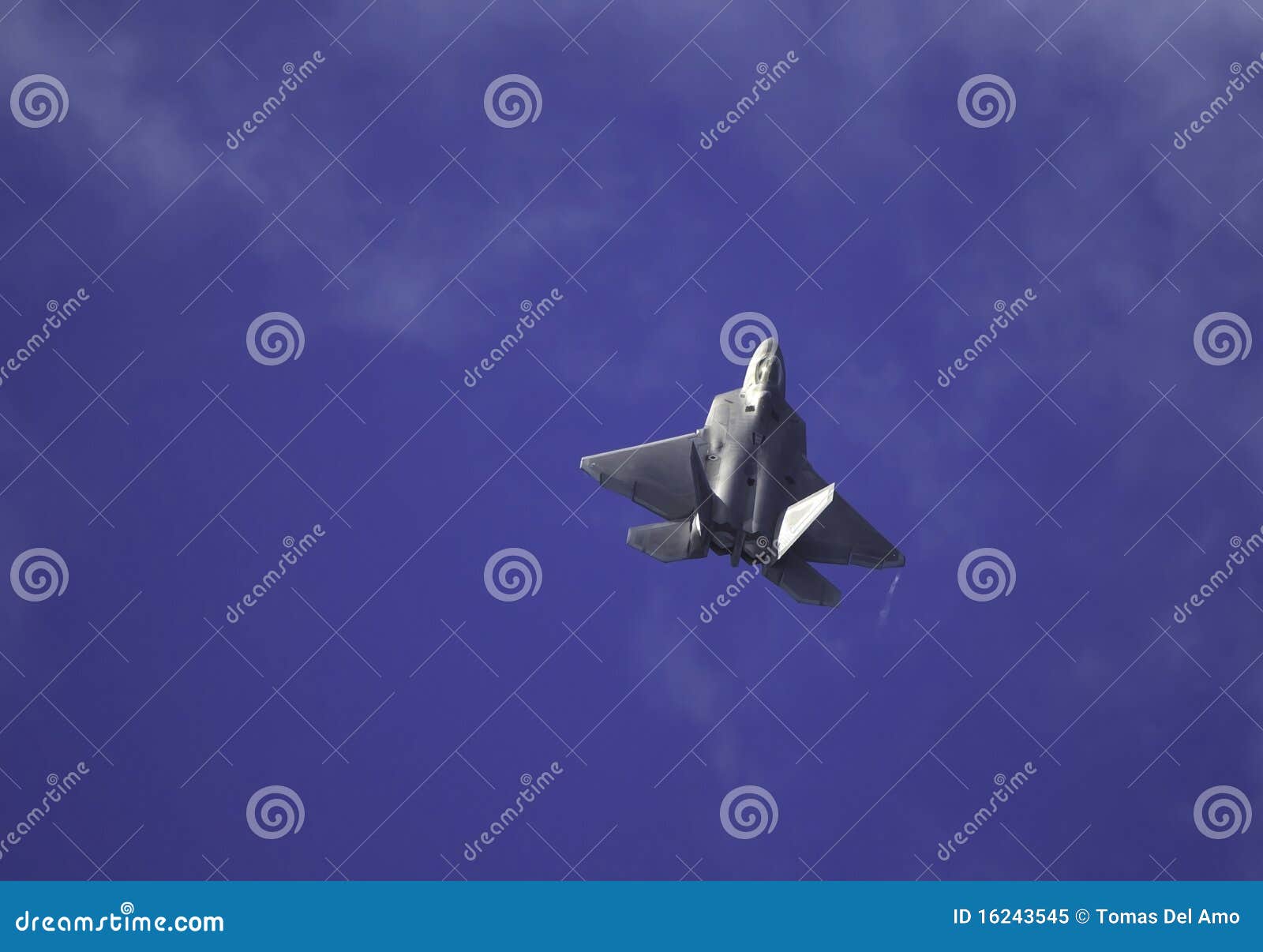 F-22 Raptor in Flight Over Hawaii Stock Image - Image of aerobatics ...