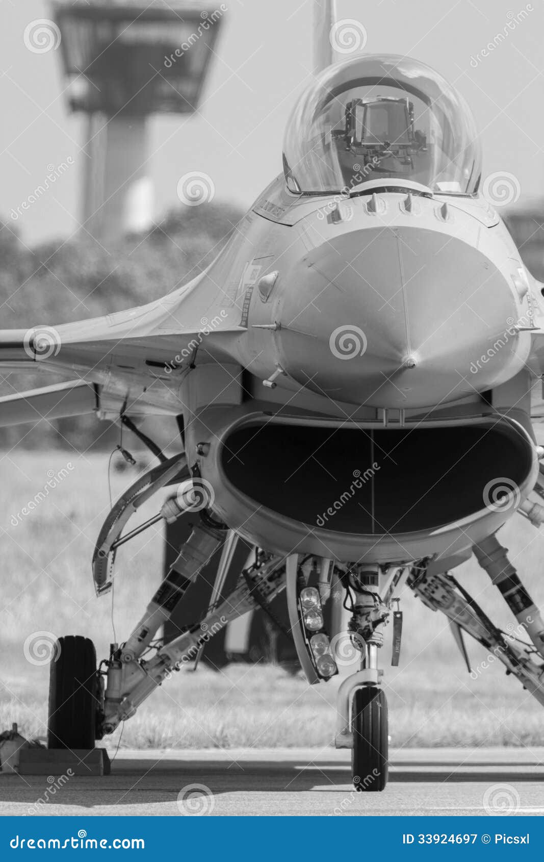 F 16 Fighter stock image. Image of front, runway, army - 33924697
