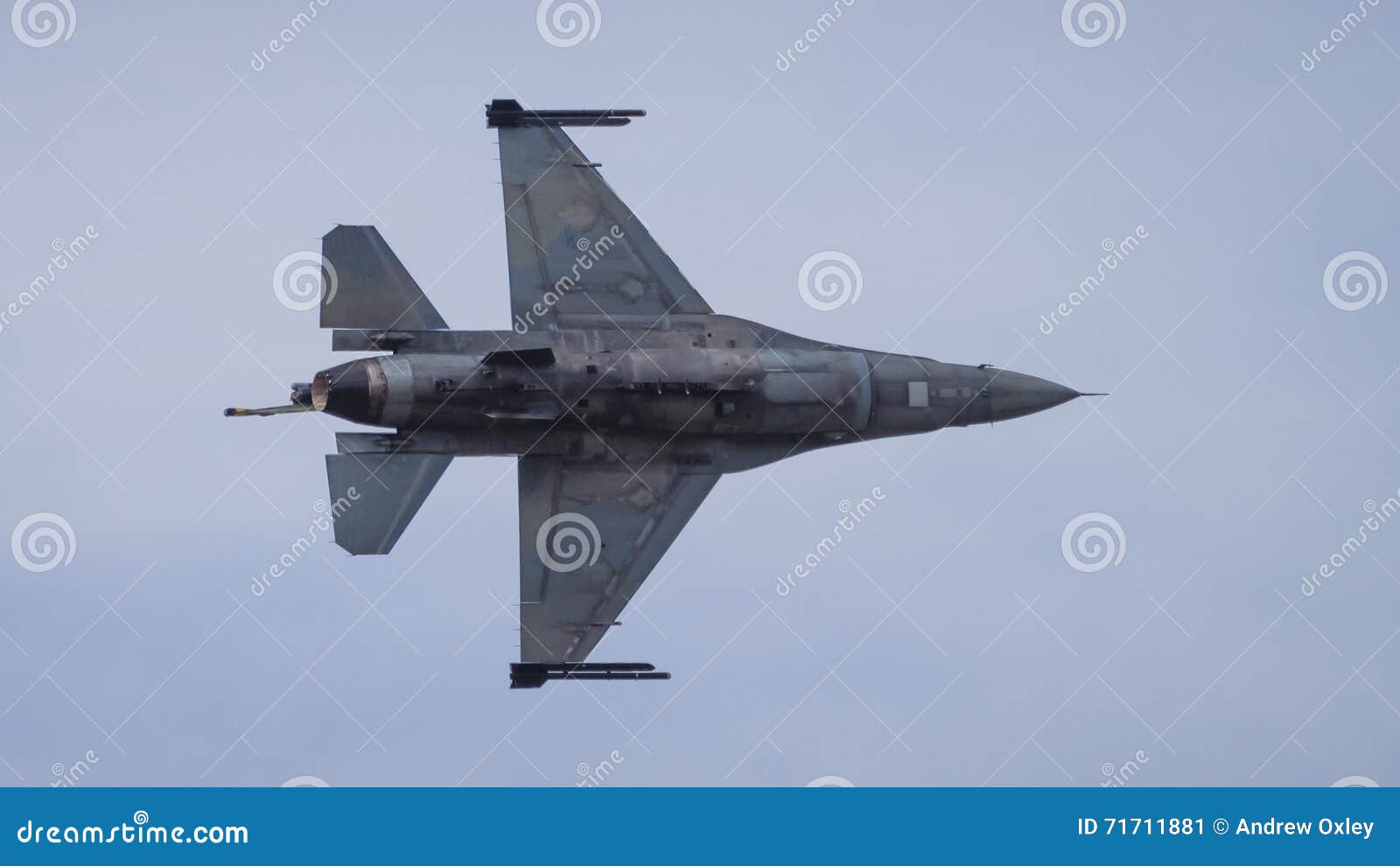 F16 Fighter Jet Aircraft in Flight Stock Image - Image of armed, attack ...