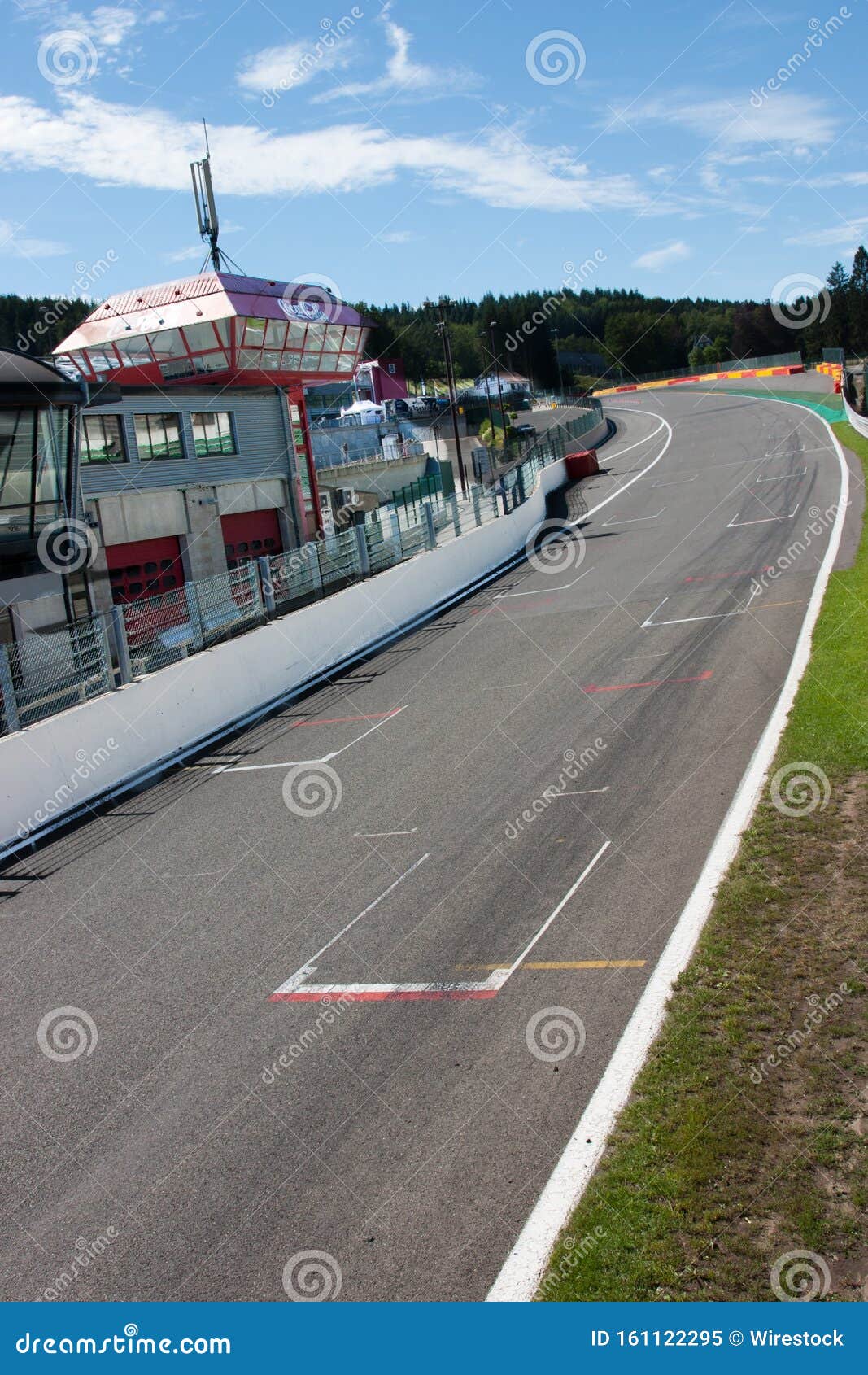 F1 Racetrack editorial image. Image of cars, extreme - 161122295