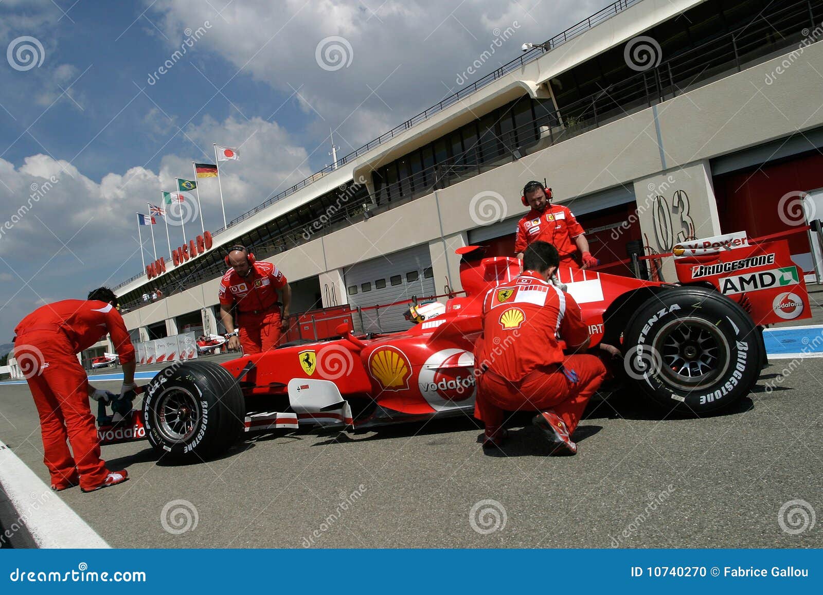 F1 2006 - Luca Badoer Ferrari Editorial Image - Image of luca, action ...