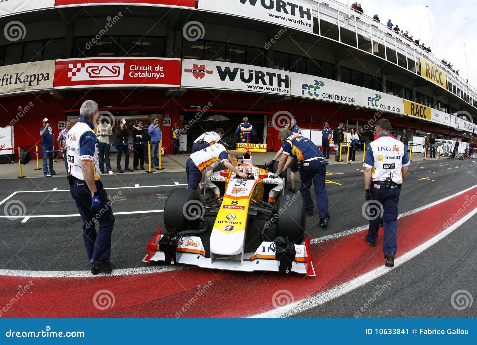 F1 2009 - Nelson Piquet Renault Editorial Photo - Image of barcelona ...