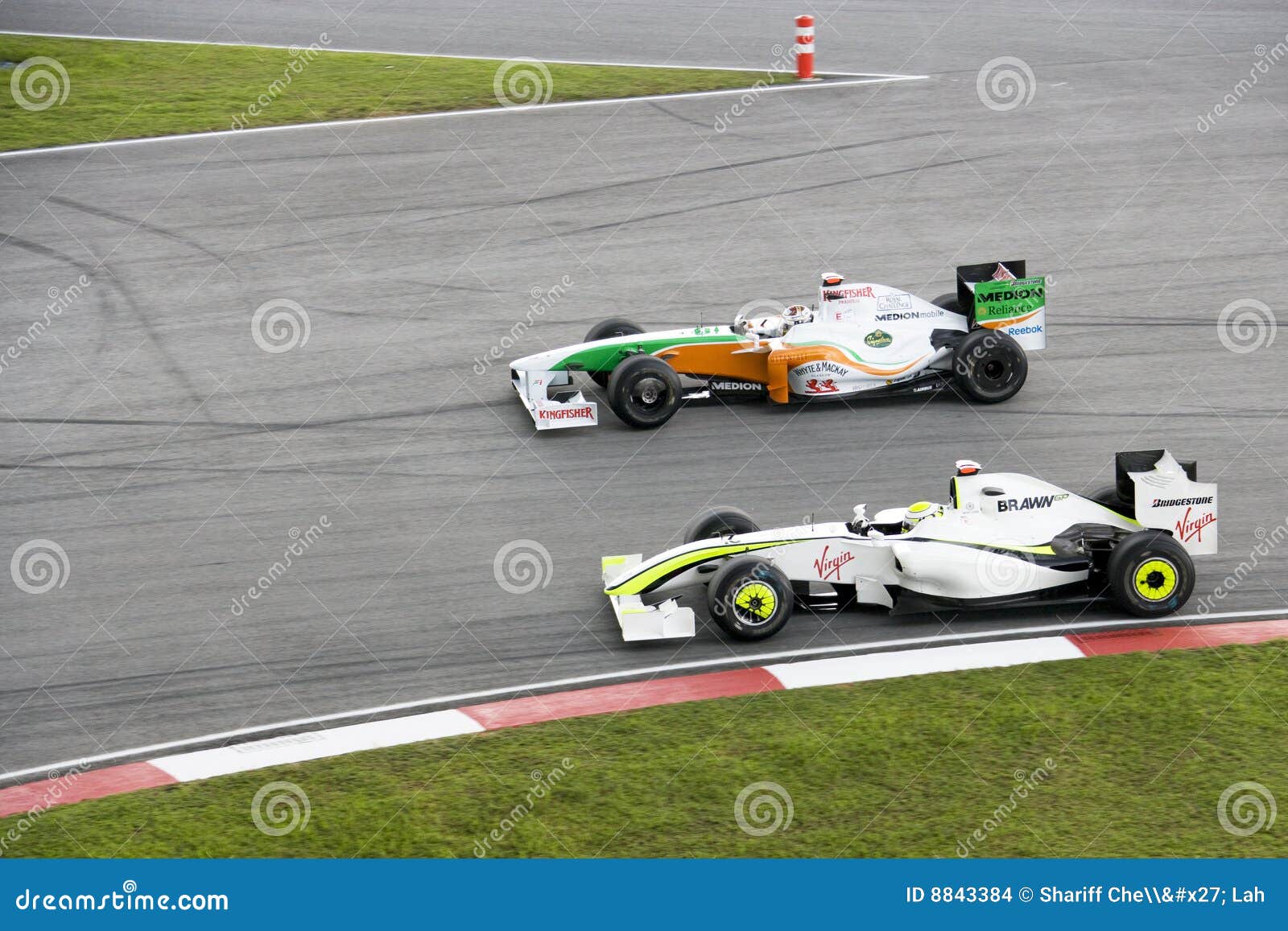 F1 Racing 2009 - Overtaking Action Editorial Stock Image - Image of ...