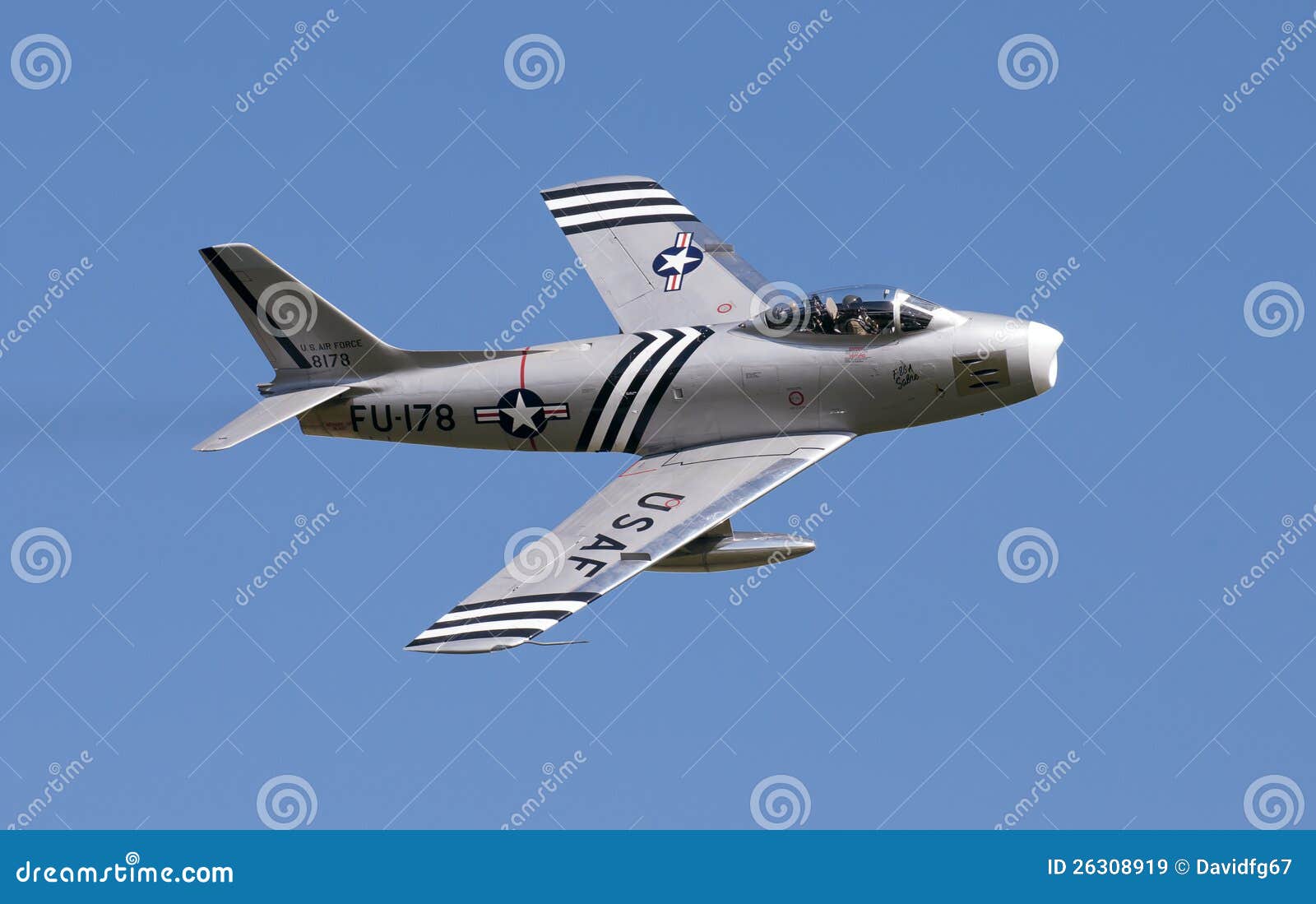 F86 Sabre Displaying at Airshow Editorial Stock Image - Image of show ...