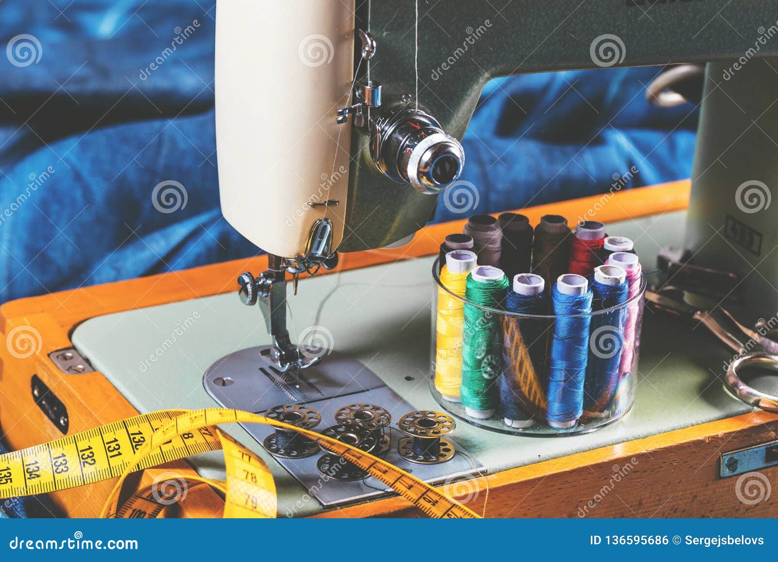 302 Types Needles Stock Photos - Free & Royalty-Free Stock Photos from ...