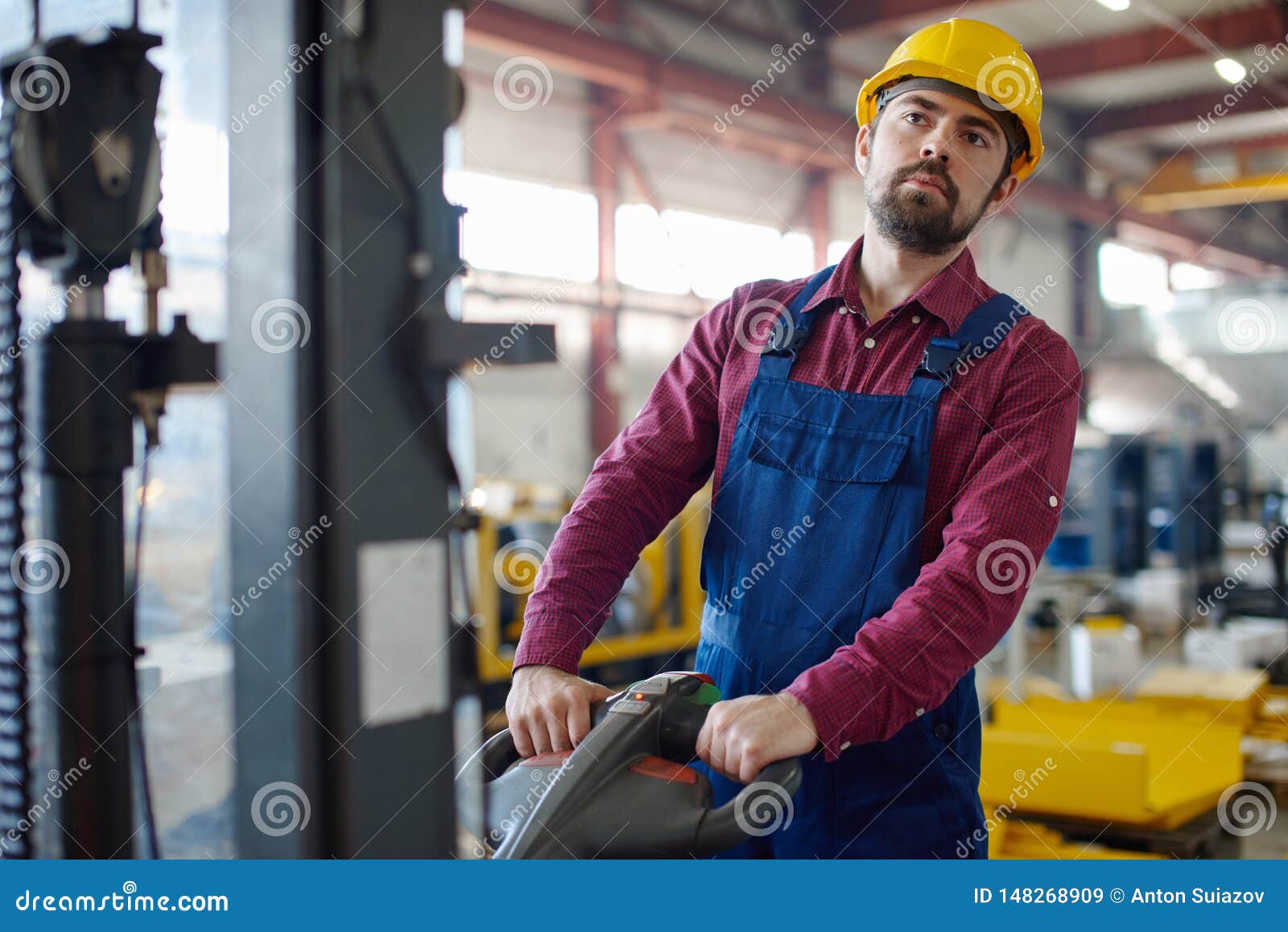 Fabric Worker Using a Machine Stock Image - Image of storage, employee ...