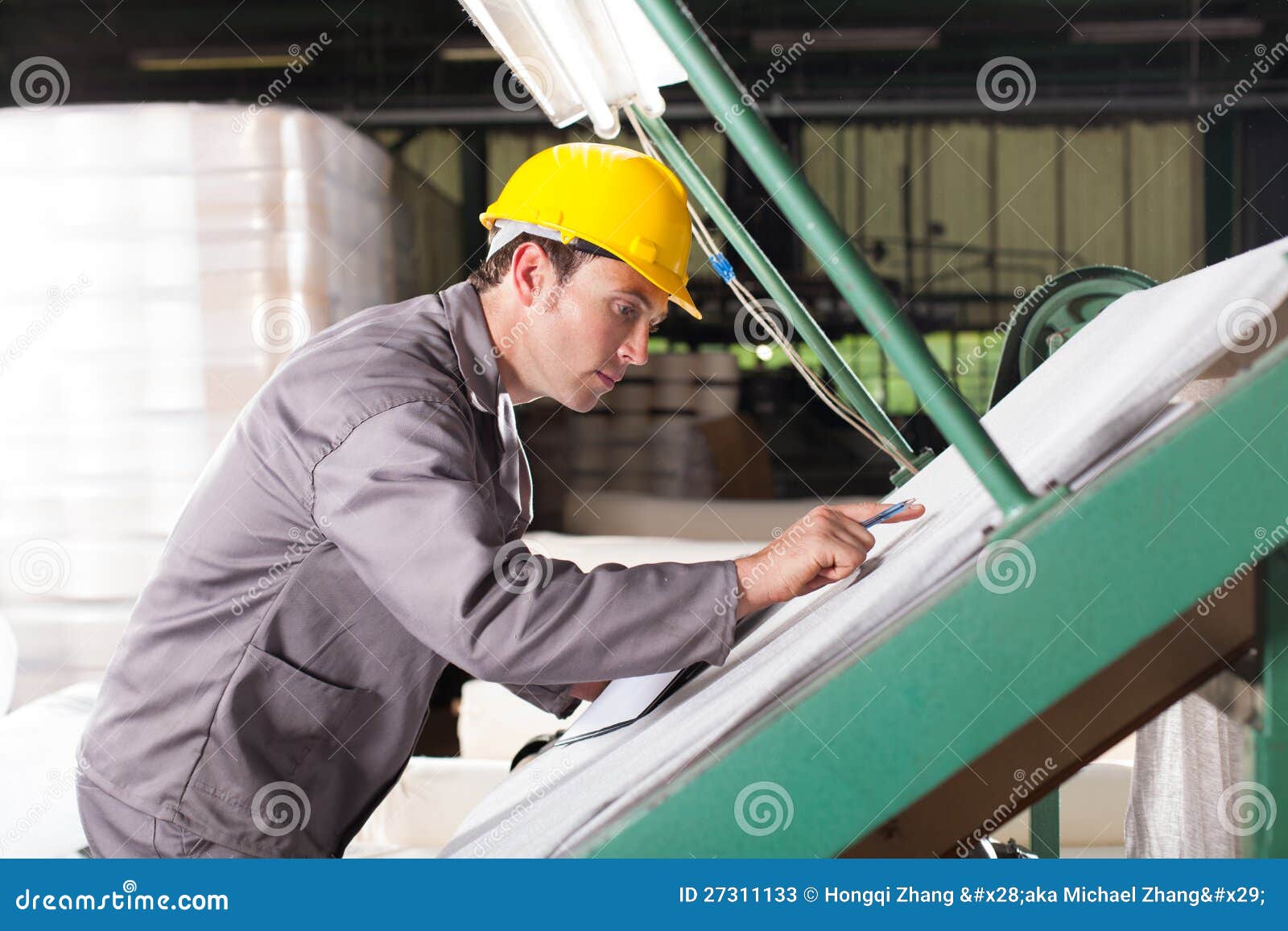 Fabrics QC check stock image. Image of operator, foreman - 27311133