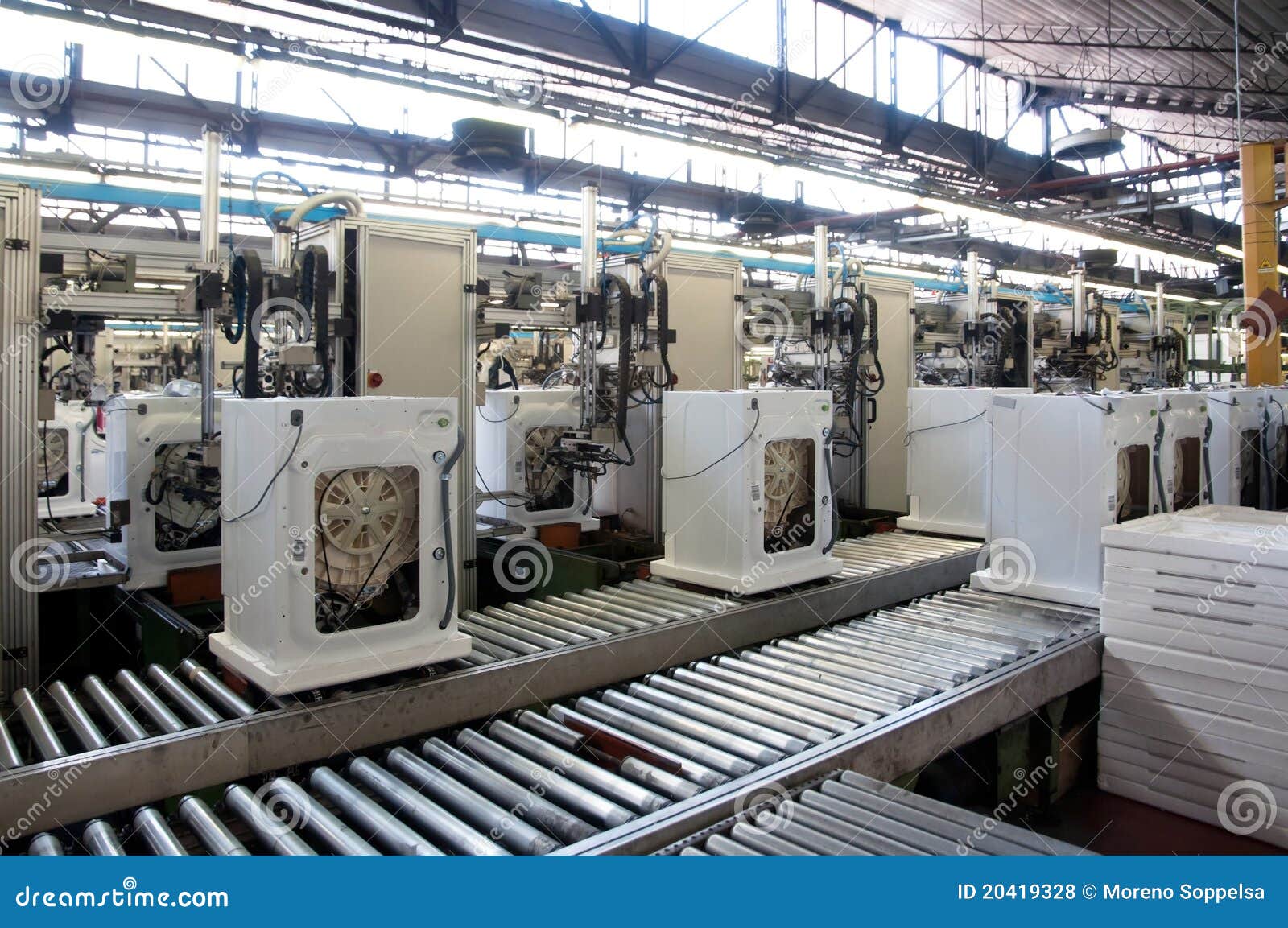 Fabriek: Wasmachine Productie Stock Foto - Image of technologie ...