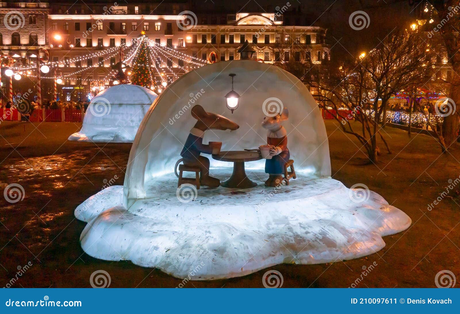 Fabulous Plot with Two Mice Sitting at a Fabulous Table Stock Image ...