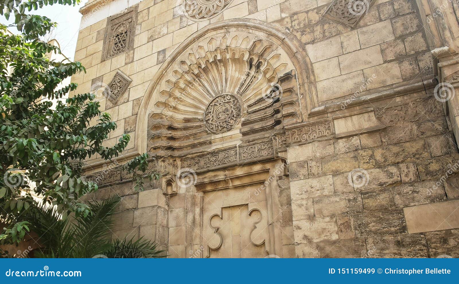 Facade of the Al-aqmar Mosque in Cairo Stock Image - Image of africa ...