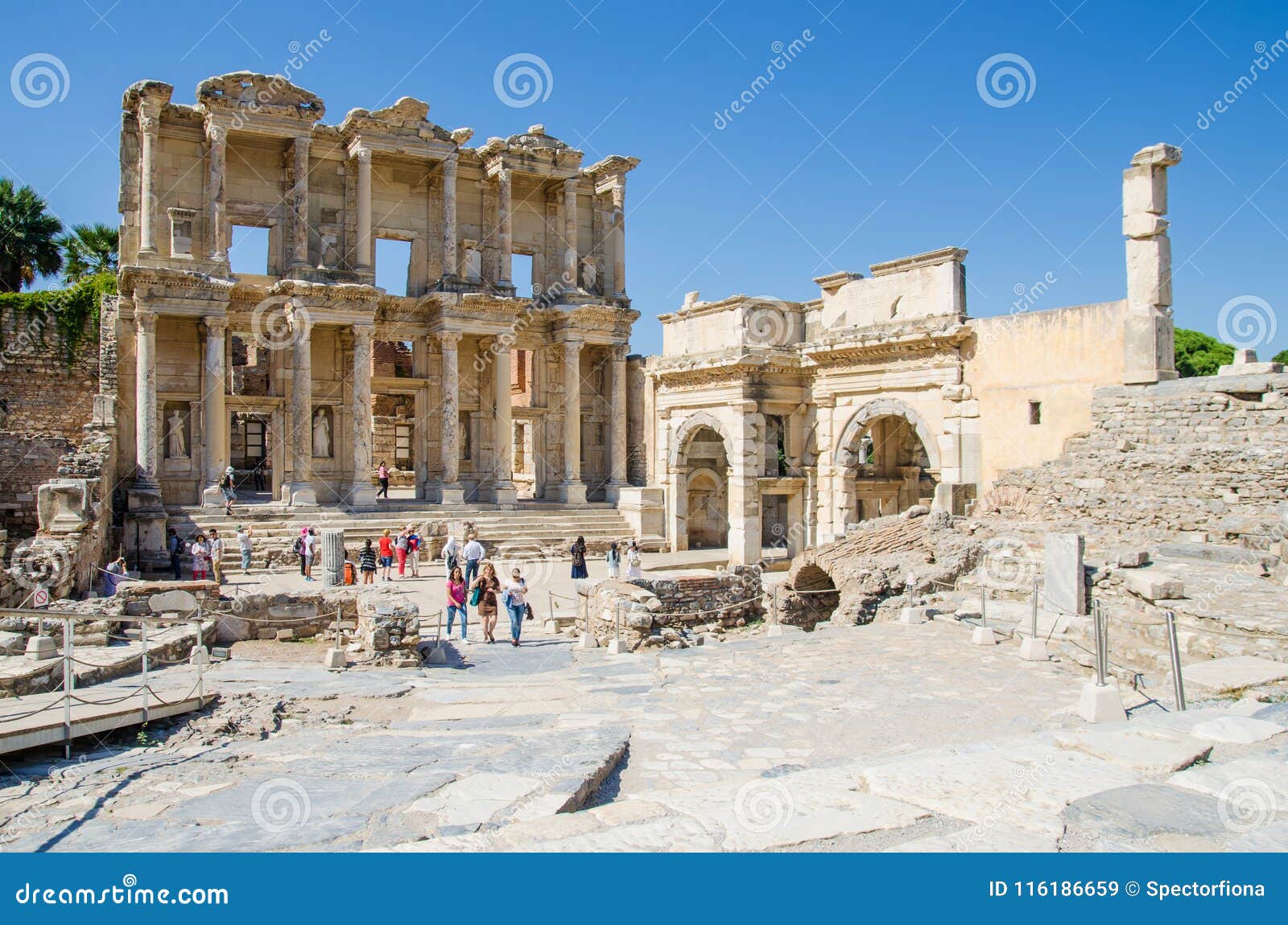 Facade of Ancient Celsius Library in Ephesus, Turkey Editorial Stock ...