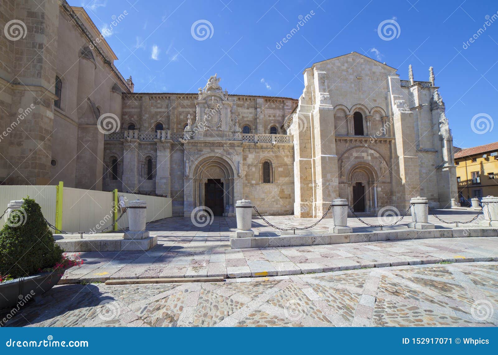 Facade of Basilica of San Isidoro De Leon, Spain Stock Image - Image of ...