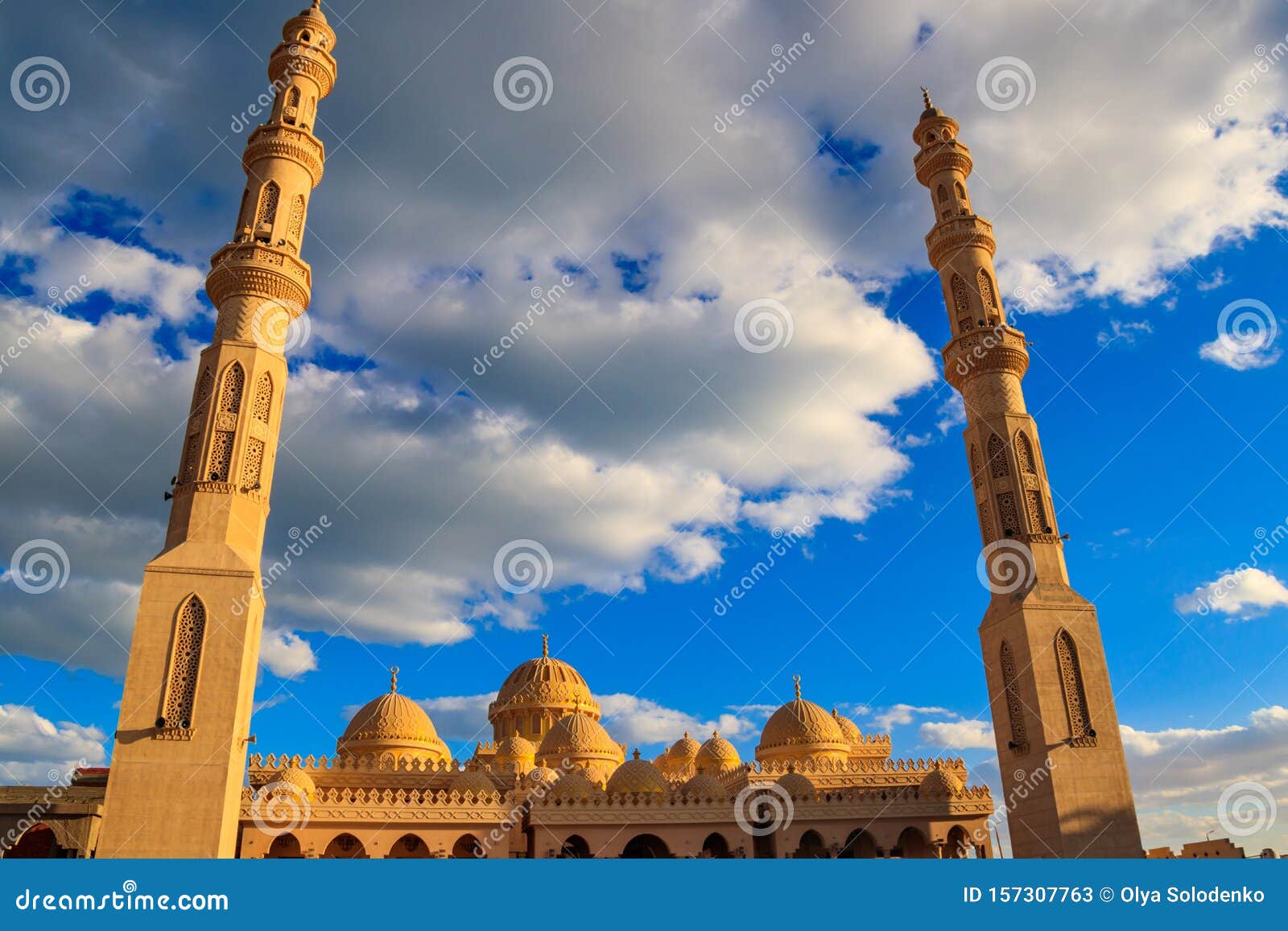 Facade of El Mina Masjid Mosque in Hurghada, Egypt Stock Image - Image ...